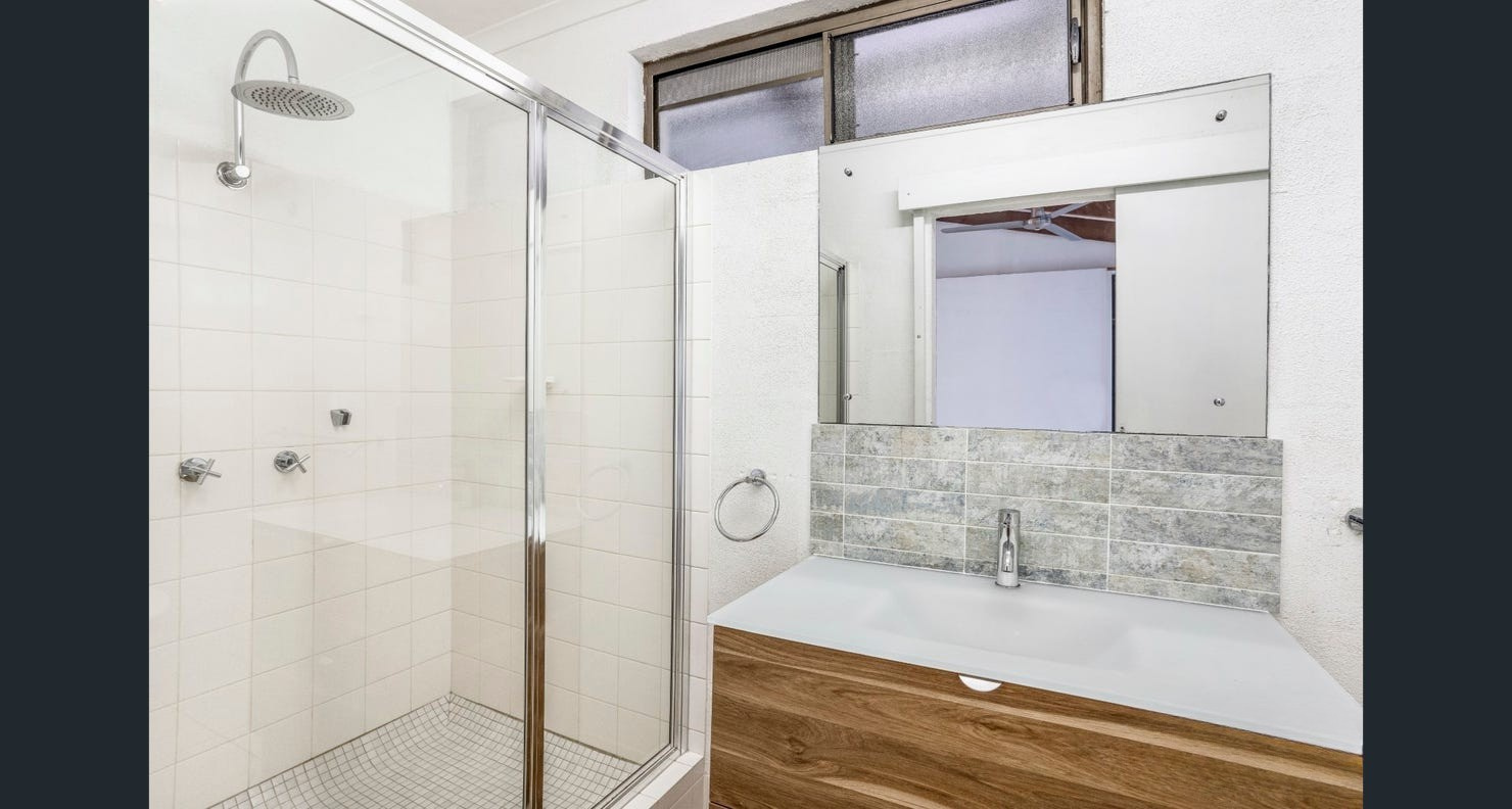 2 Michaelmas Close, Clifton Beach, QLD 4879 - House for Sale - Ray ...