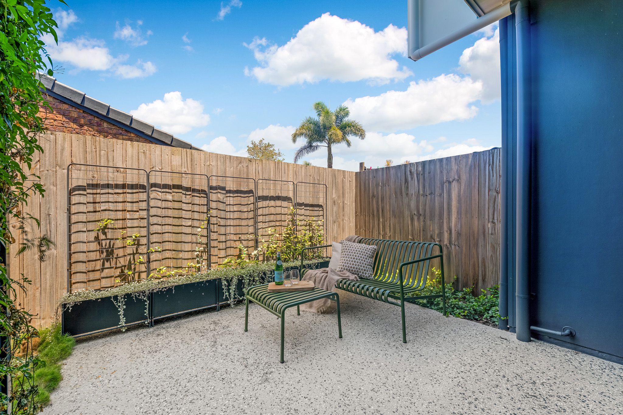 6/33-35 Broadwater Avenue, Maroochydore, QLD 4558 - Sold Unit - Ray ...
