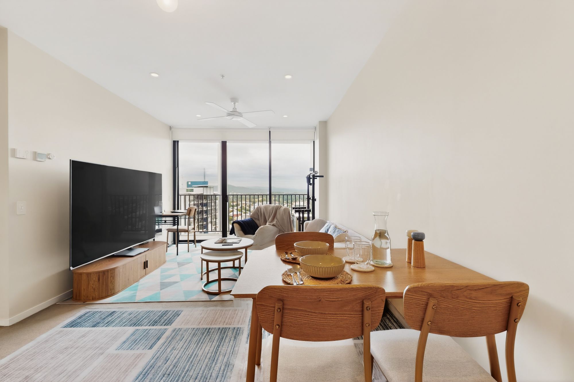 2401/550 Queen Street, Brisbane City, QLD 4000 - Sold Apartment - Ray ...