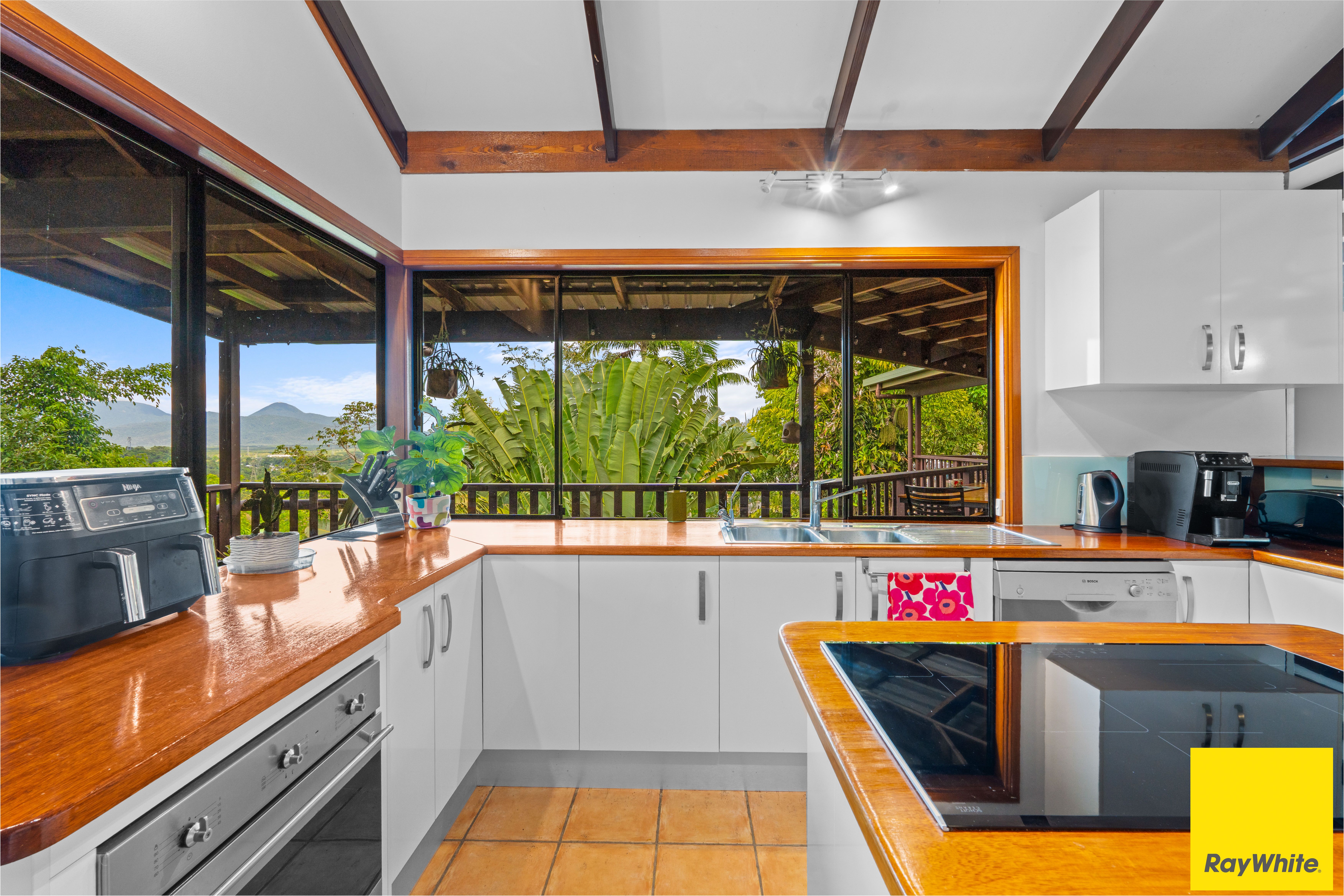 321 Toogood Road, Bayview Heights, QLD 4868 - Sold House - Ray White ...