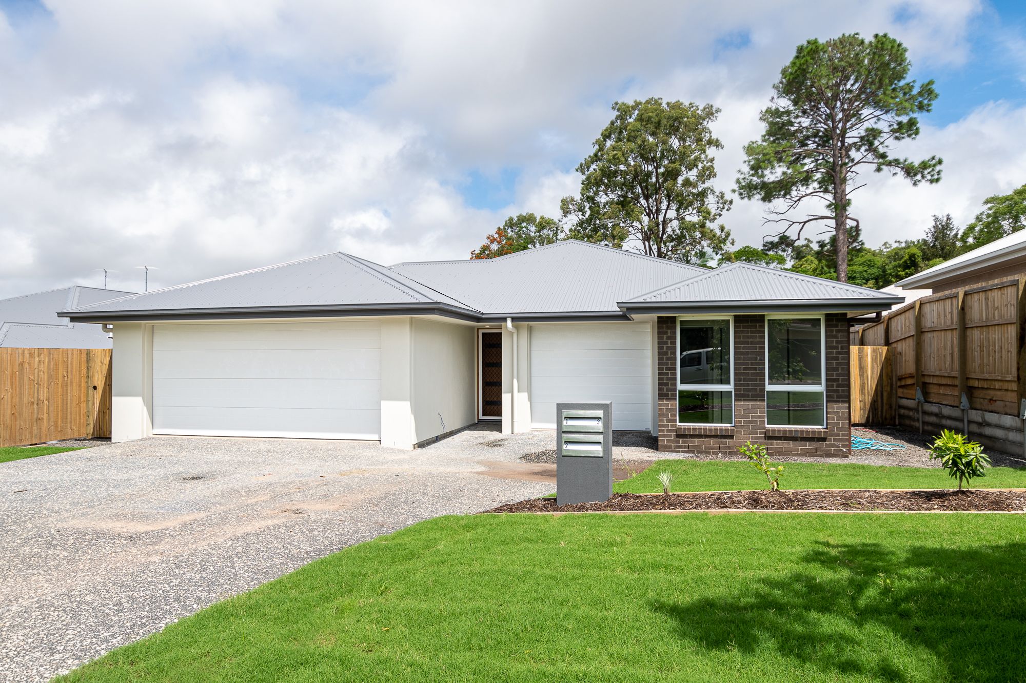 1/5 Spruce Street, Loganlea, QLD 4131 - Leased DuplexSemi-detached ...