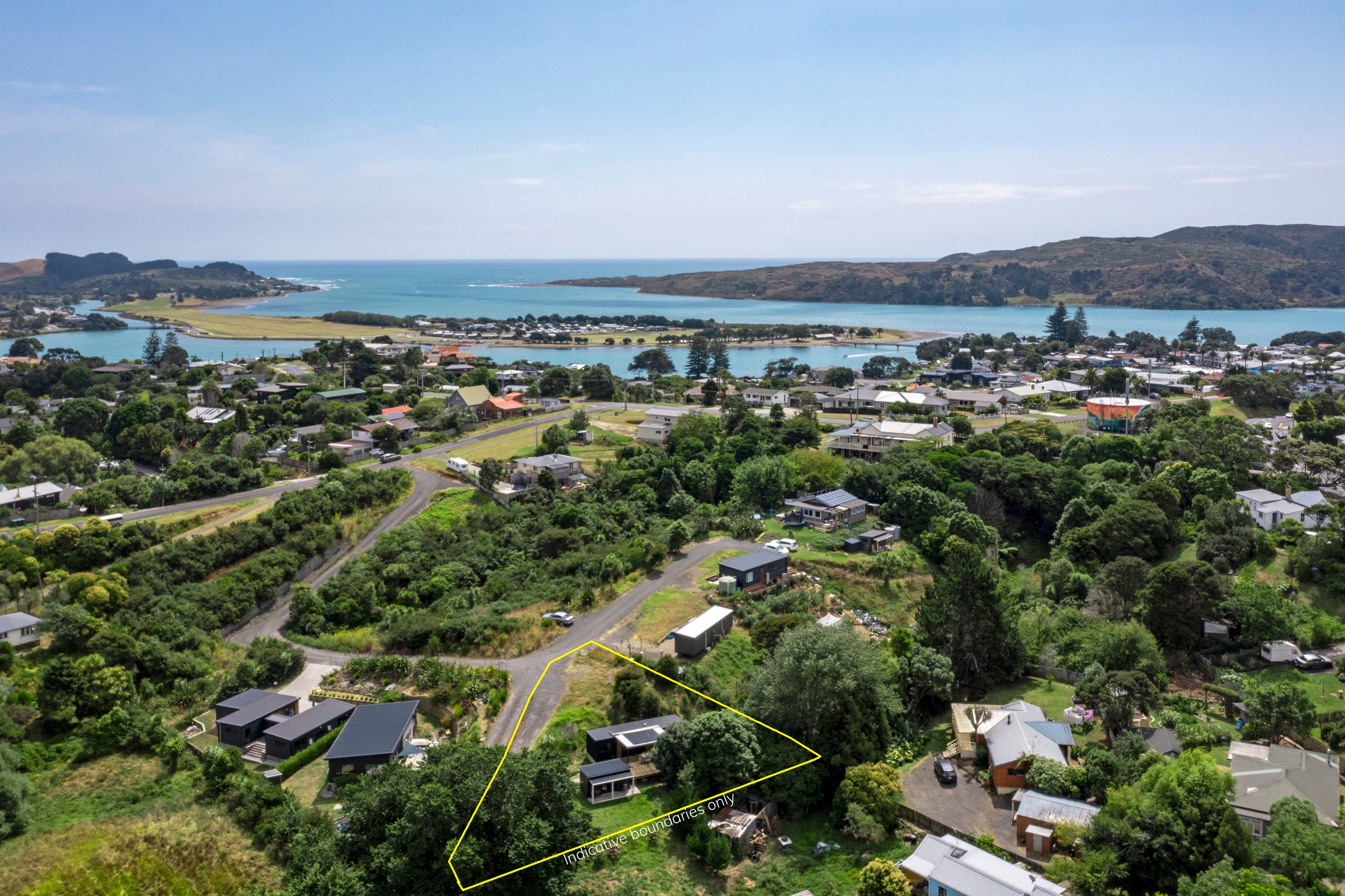 8 Te Toki Way, Raglan, Waikato District 3225 - House for Sale - Ray ...