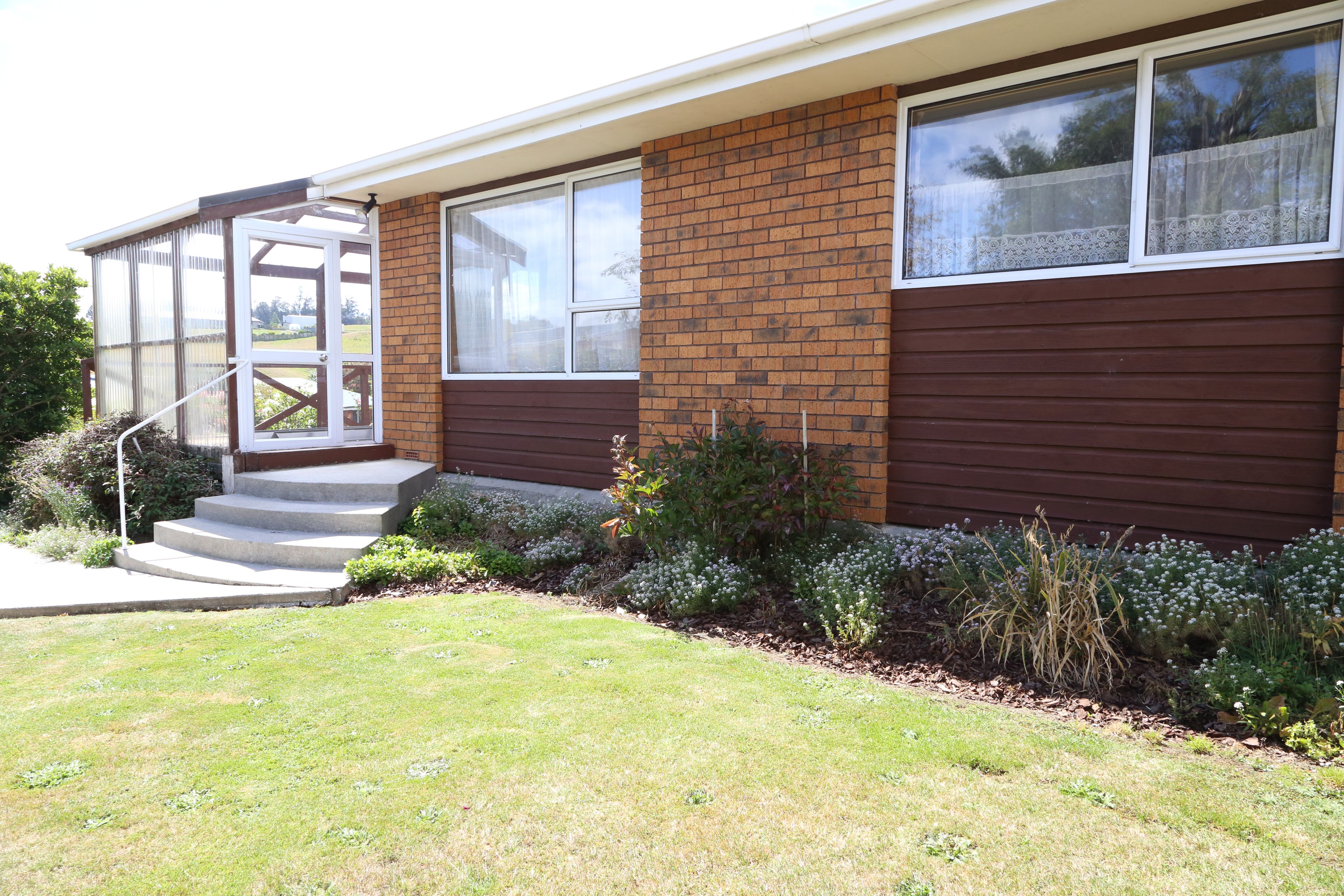 14 Henley Drive, Balclutha, Clutha District 9230 - Sold House - Ray ...
