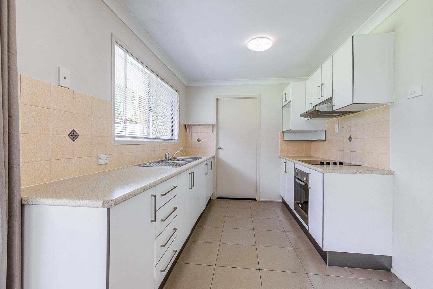 30 Hampshire Crescent, Alexandra Hills, QLD 4161 - Leased House - Ray ...