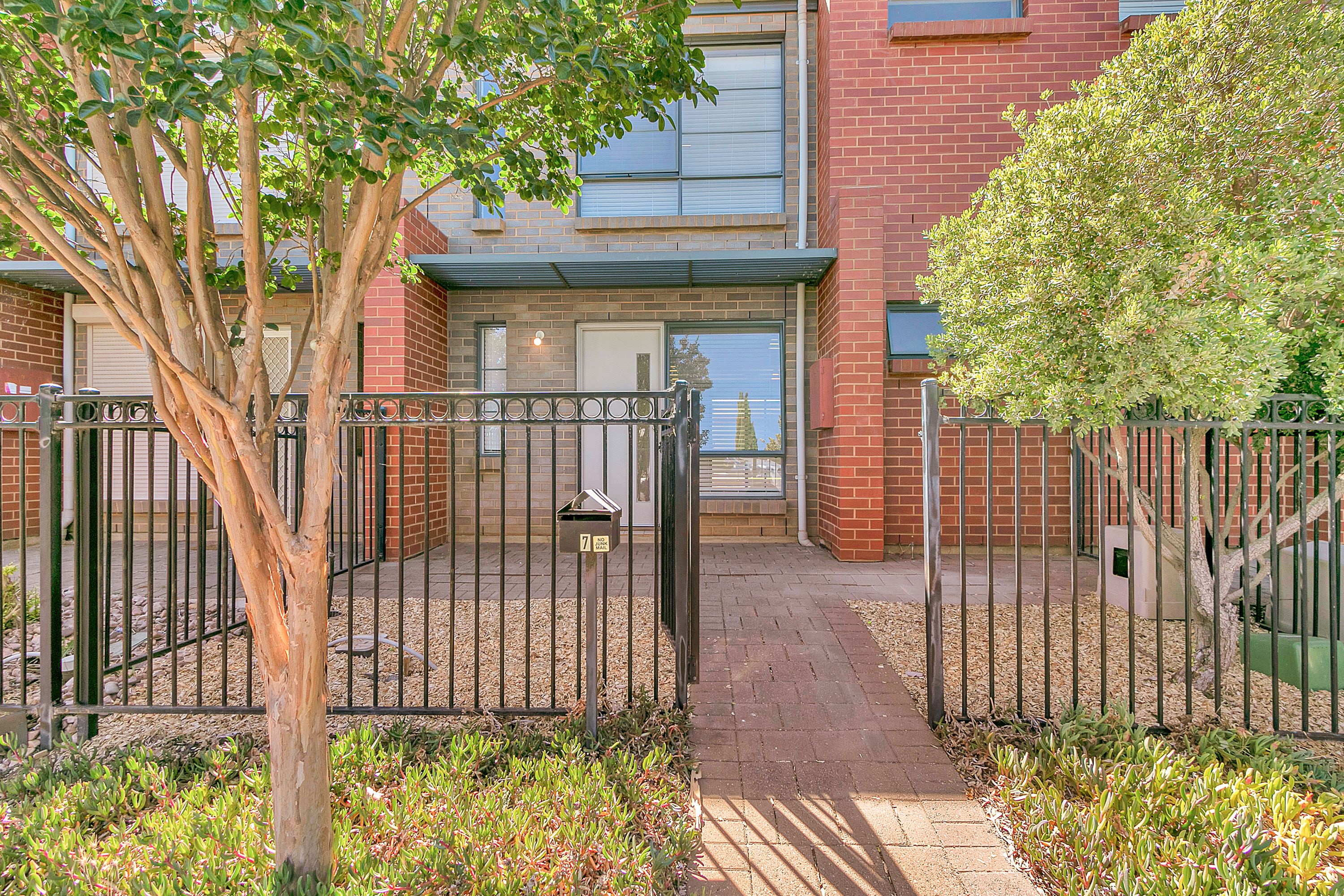 7 Bruno Drive, Blakeview, SA 5114 - Leased Townhouse - Ray White Gawler