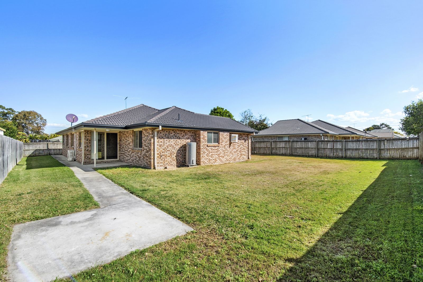 6 Hoddle Court, Rothwell, QLD 4022 - Sold House - Ray White New Farm