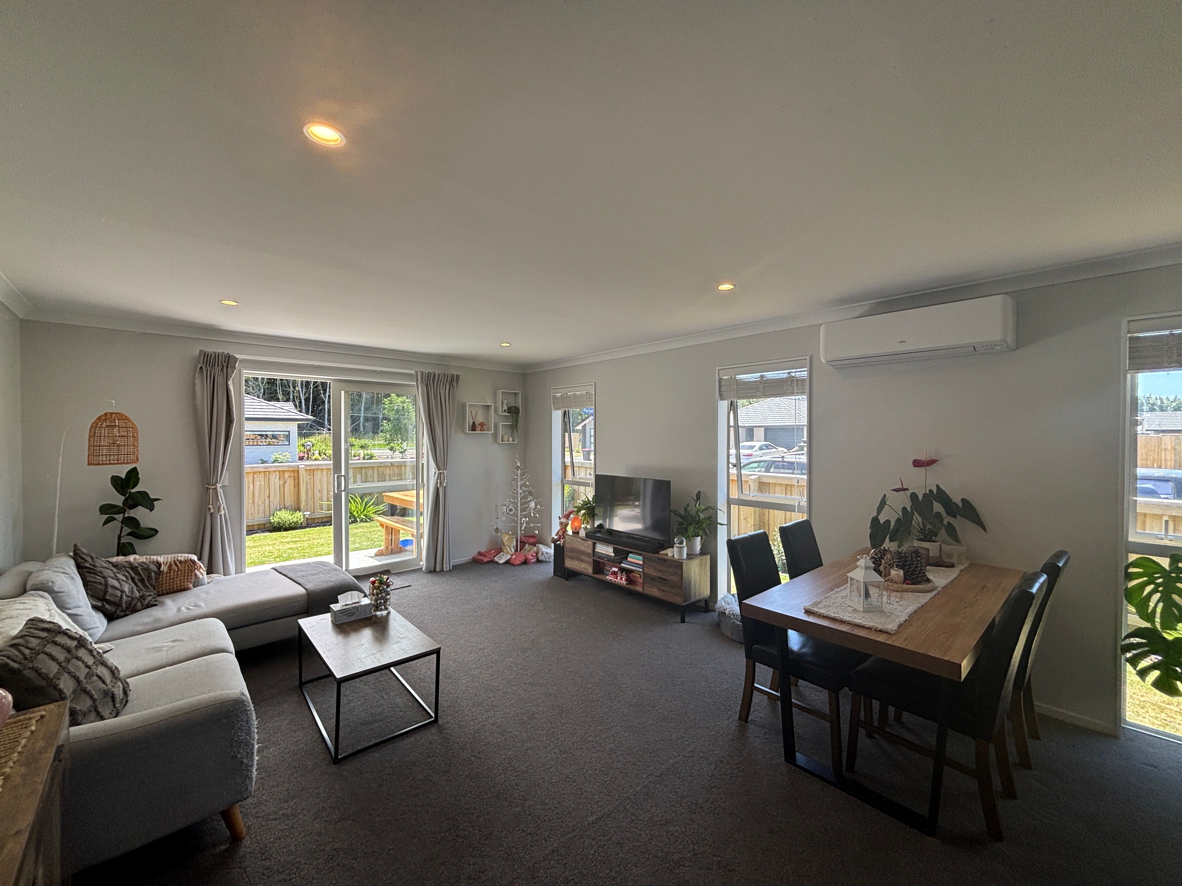 1 Packers Lane, Belfast, Christchurch City 8051 - House for Rent ...