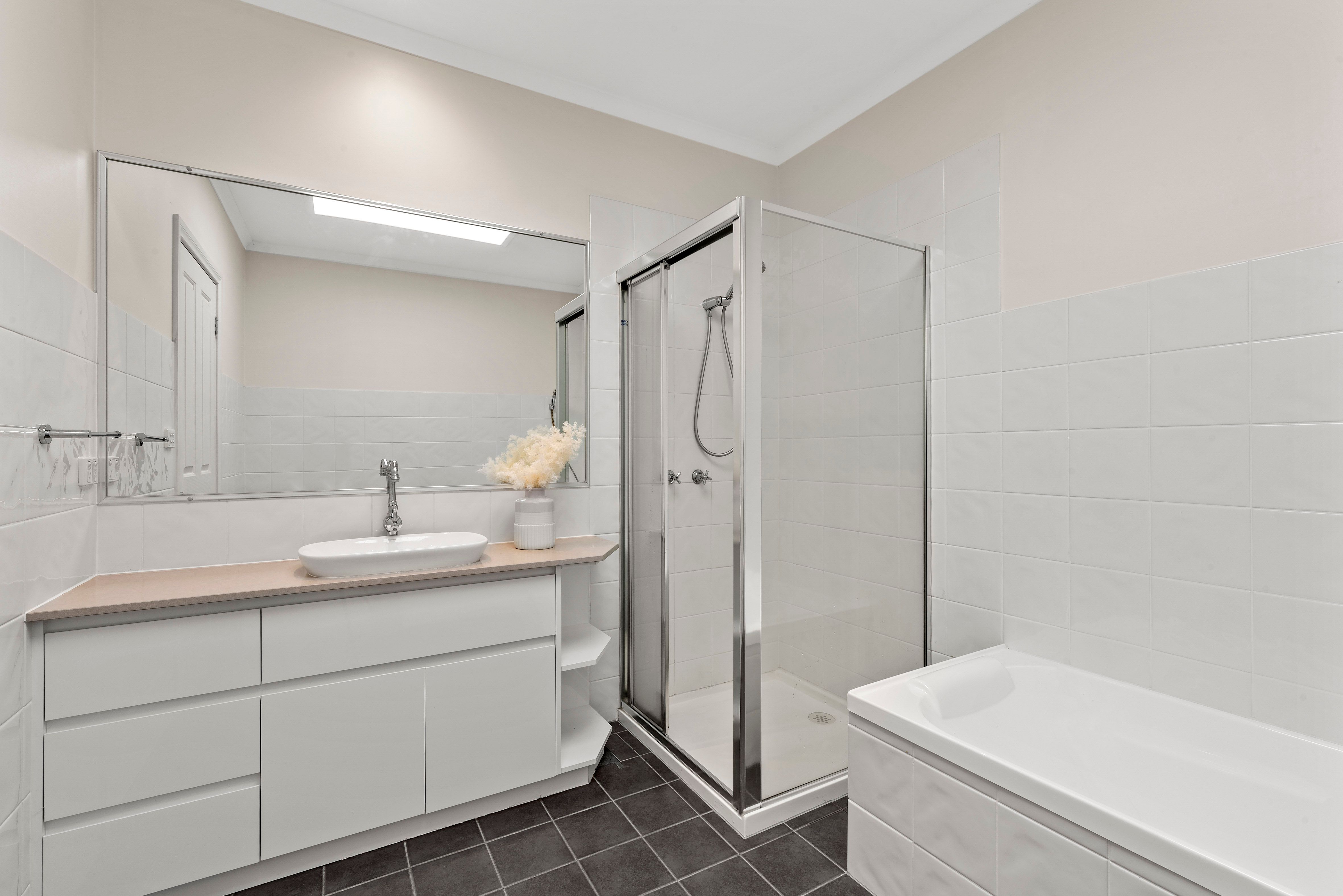 3/28 Cole Crescent, Chadstone, VIC 3148 - Sold Townhouse - Ray White ...