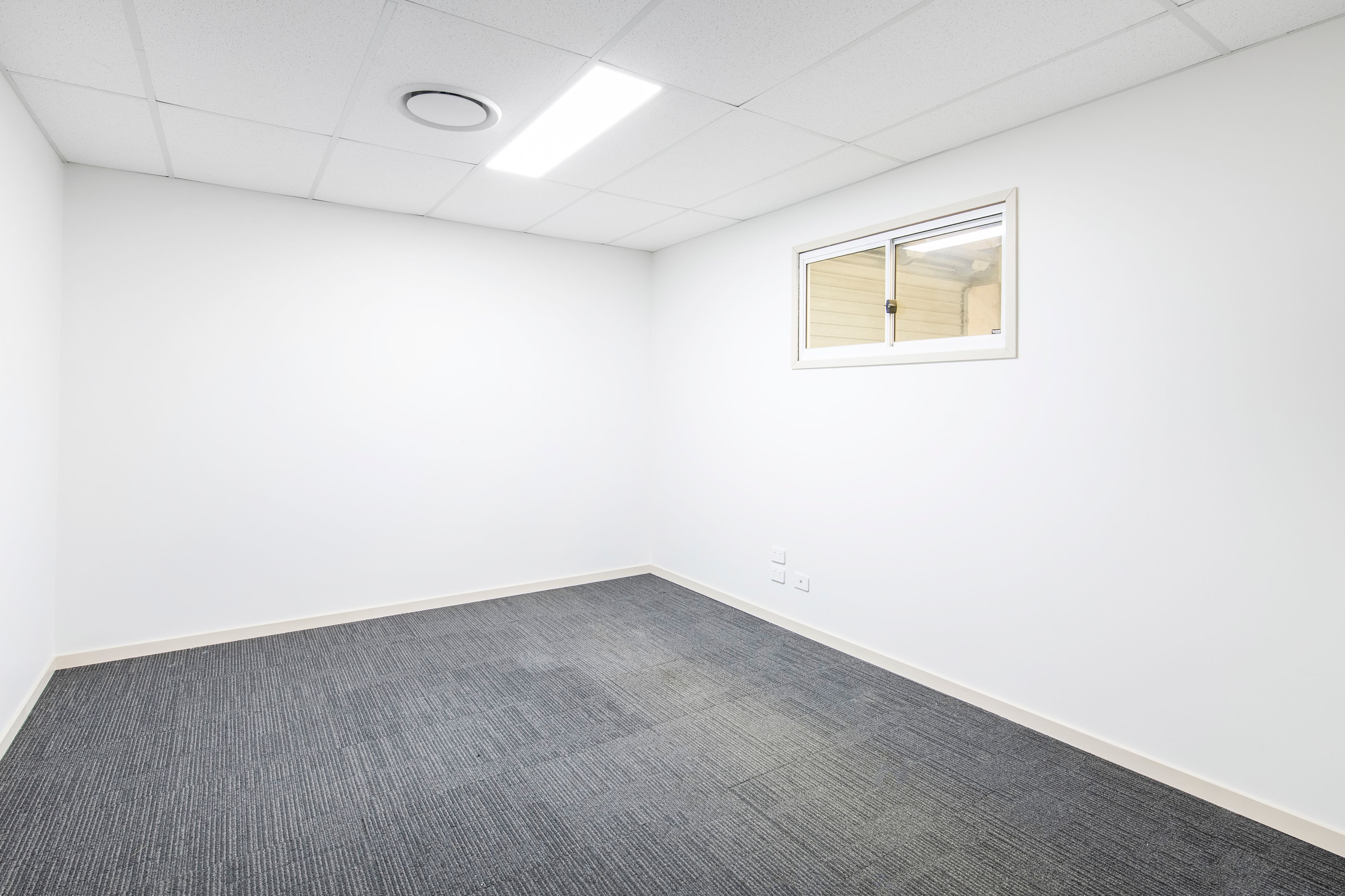 33/55 Commerce Circuit, Yatala, QLD 4207 - Offices for Sale - RWC Gold ...