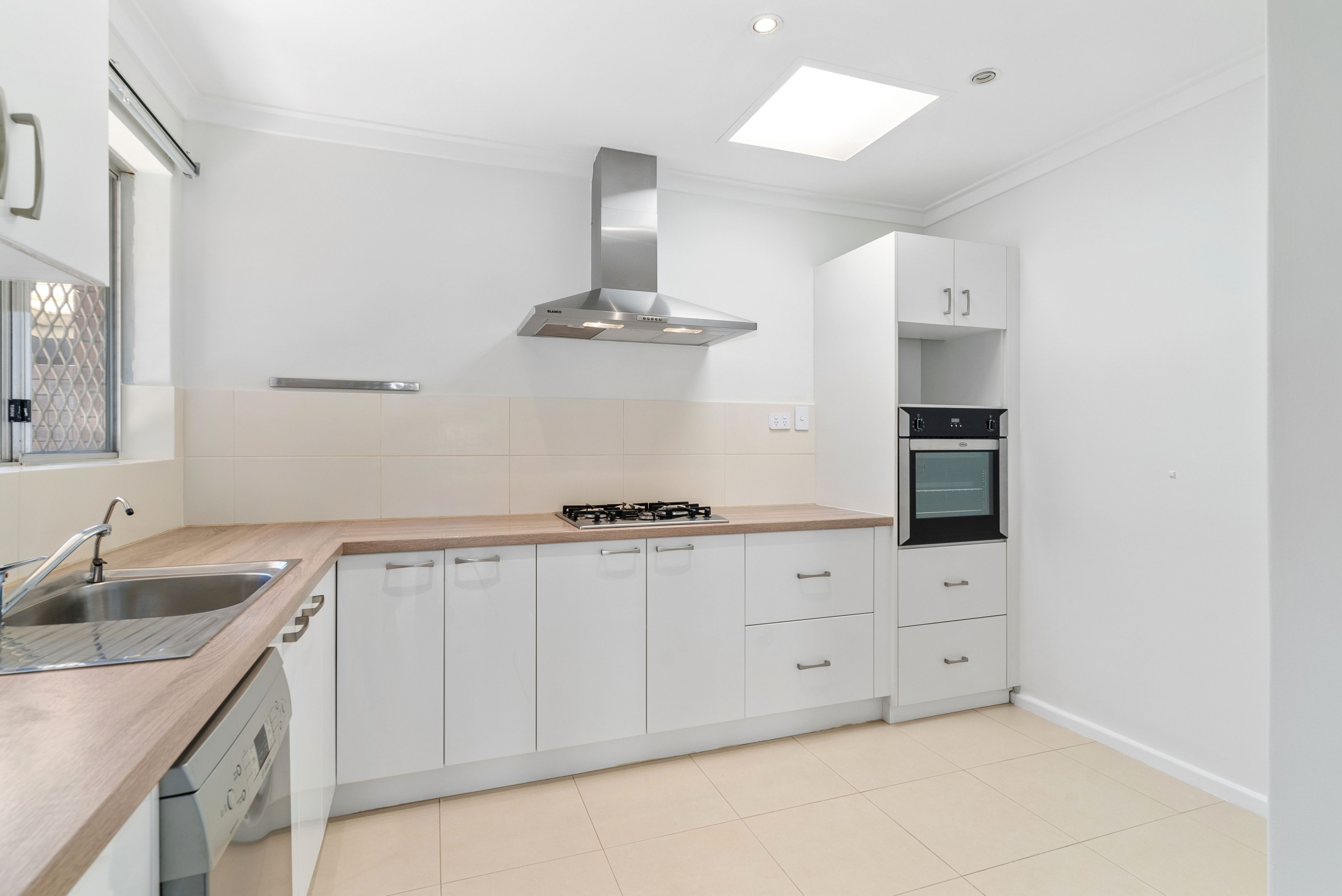 7A Farrell Place, Noranda, WA 6062 - Sold House - Ray White Whiteman ...