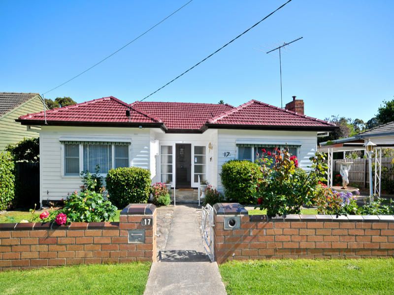17 Stewart Terrace, Macleod, VIC 3085 - Leased House - Ray White Macleod