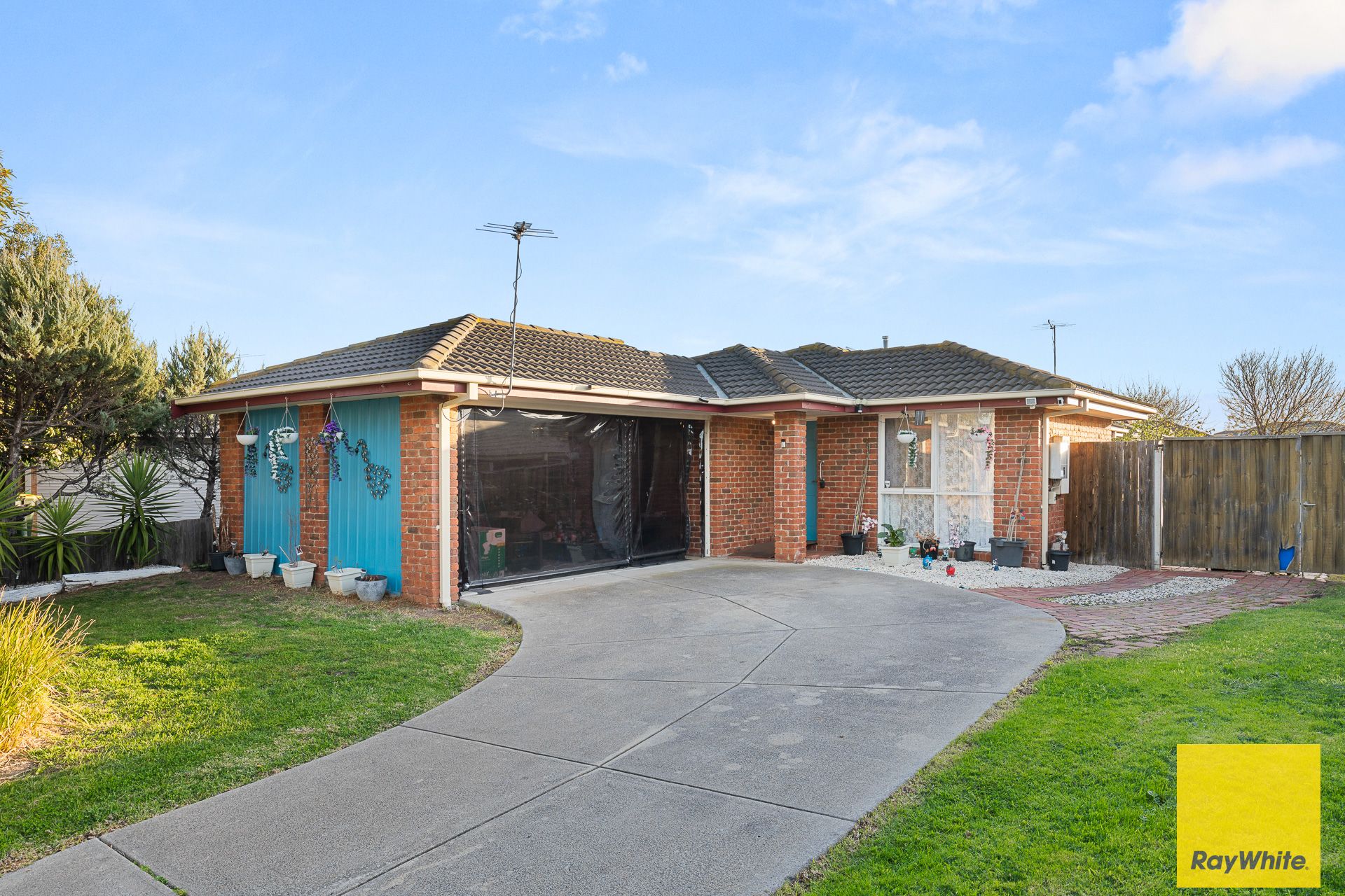 Ray White Point Cook