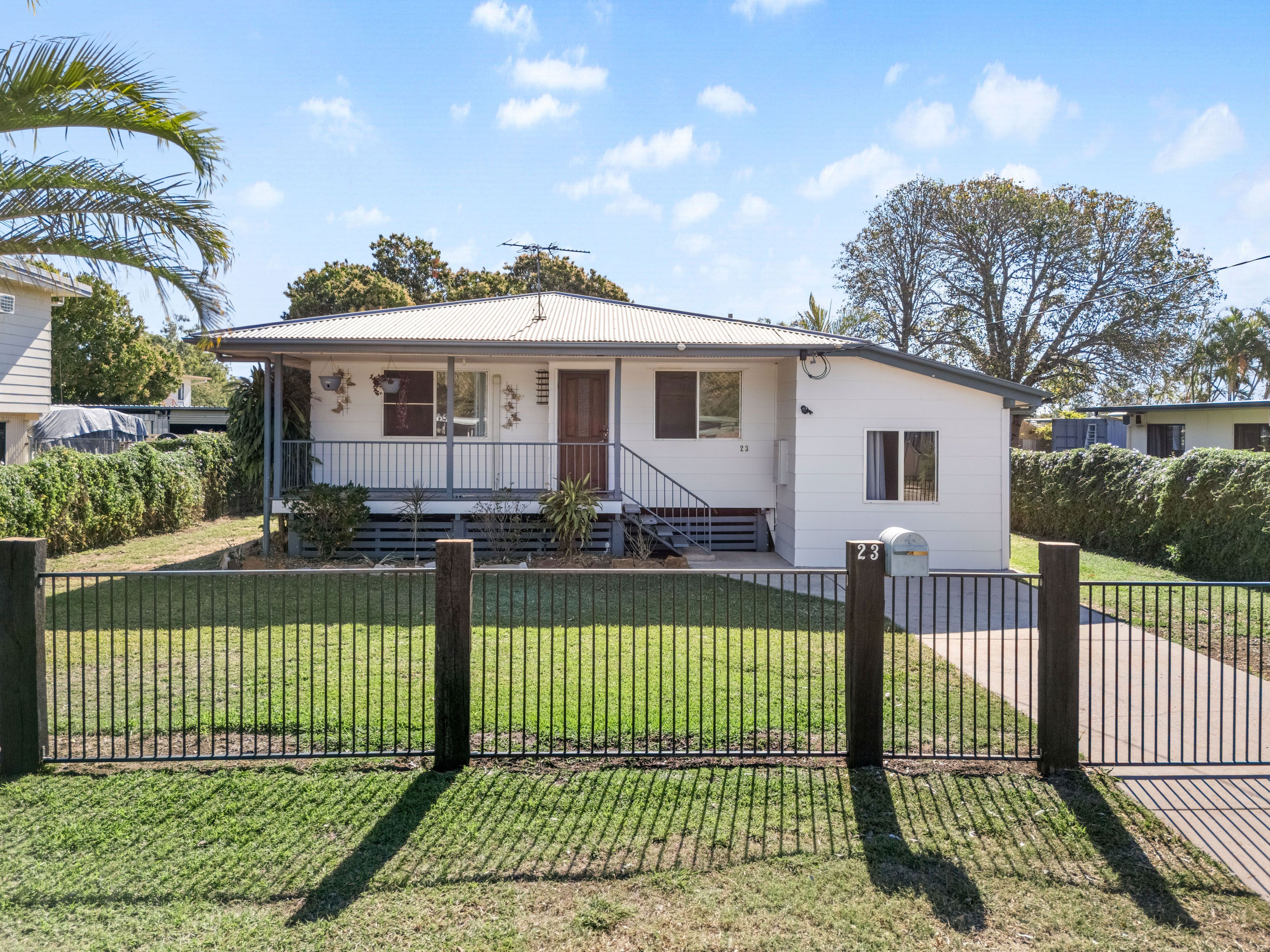 23 Diamond Avenue, Emerald, QLD 4720 - Leased House - Ray White Emerald