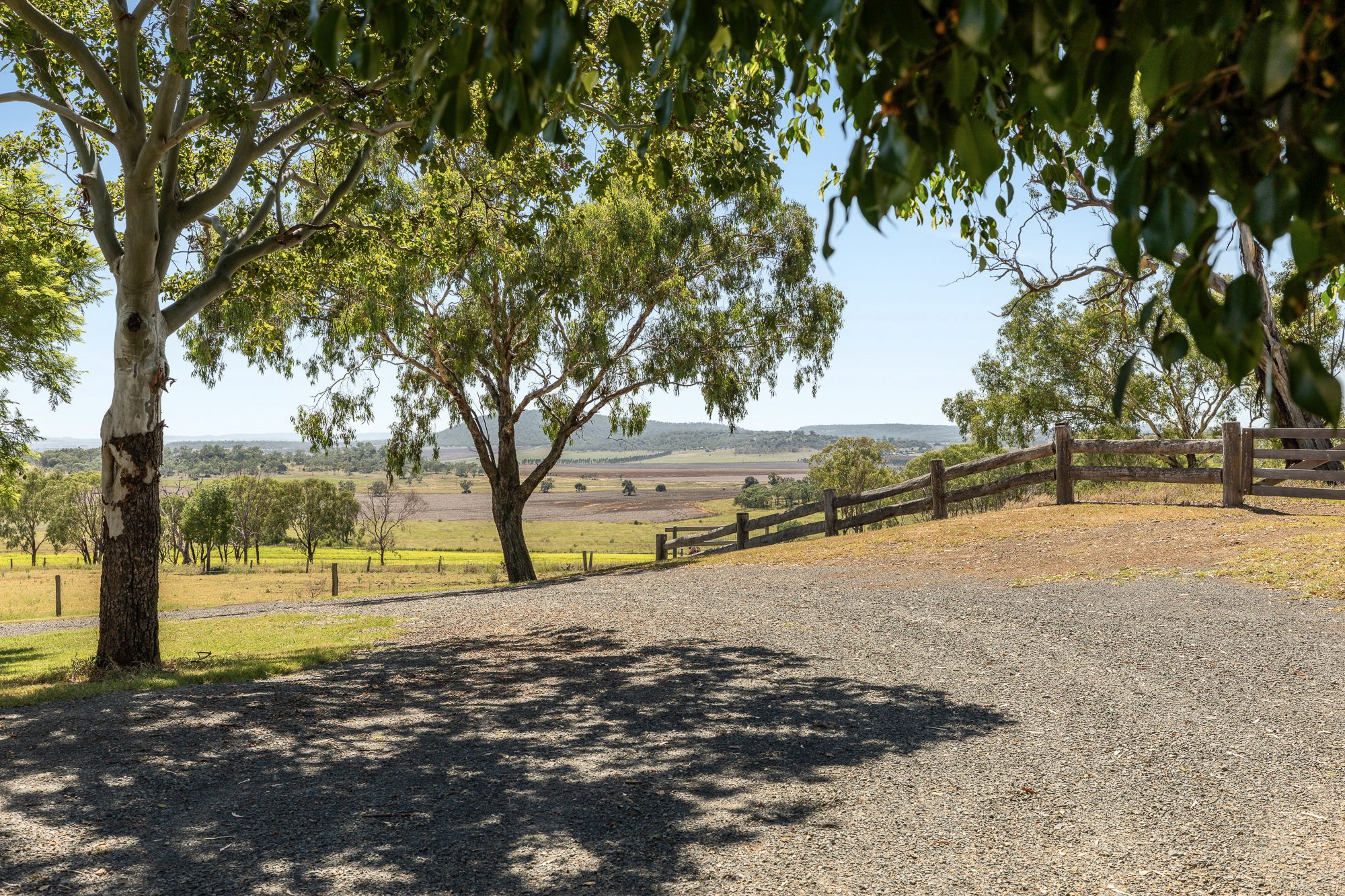 "Hi-View" - "Hi-View" 299 Hudson Road, Felton, QLD 4358 - Sold Rural ...