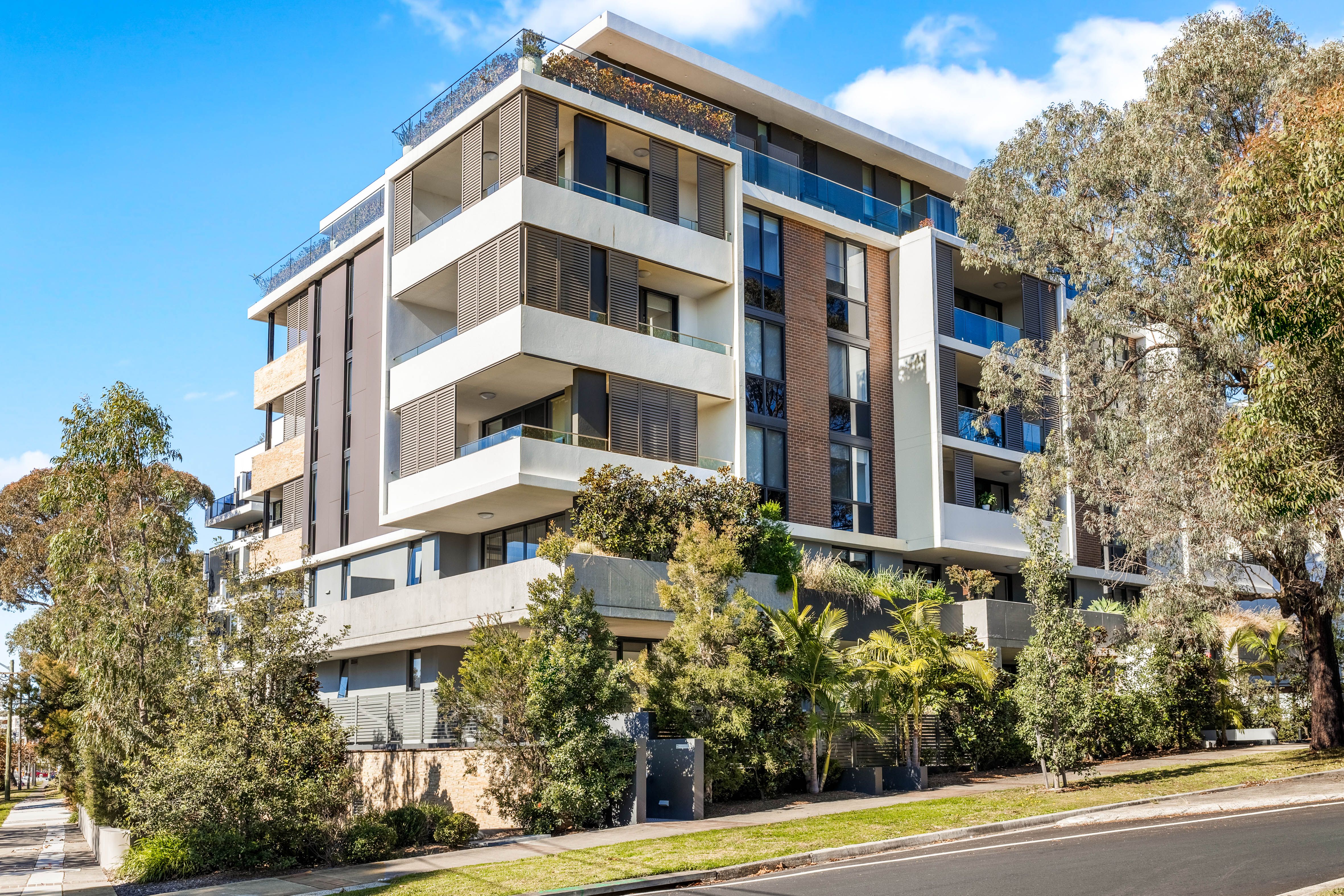 101/66 Glencoe Street, Sutherland, NSW 2232 - Sold Unit - Ray White Sutherland Shire