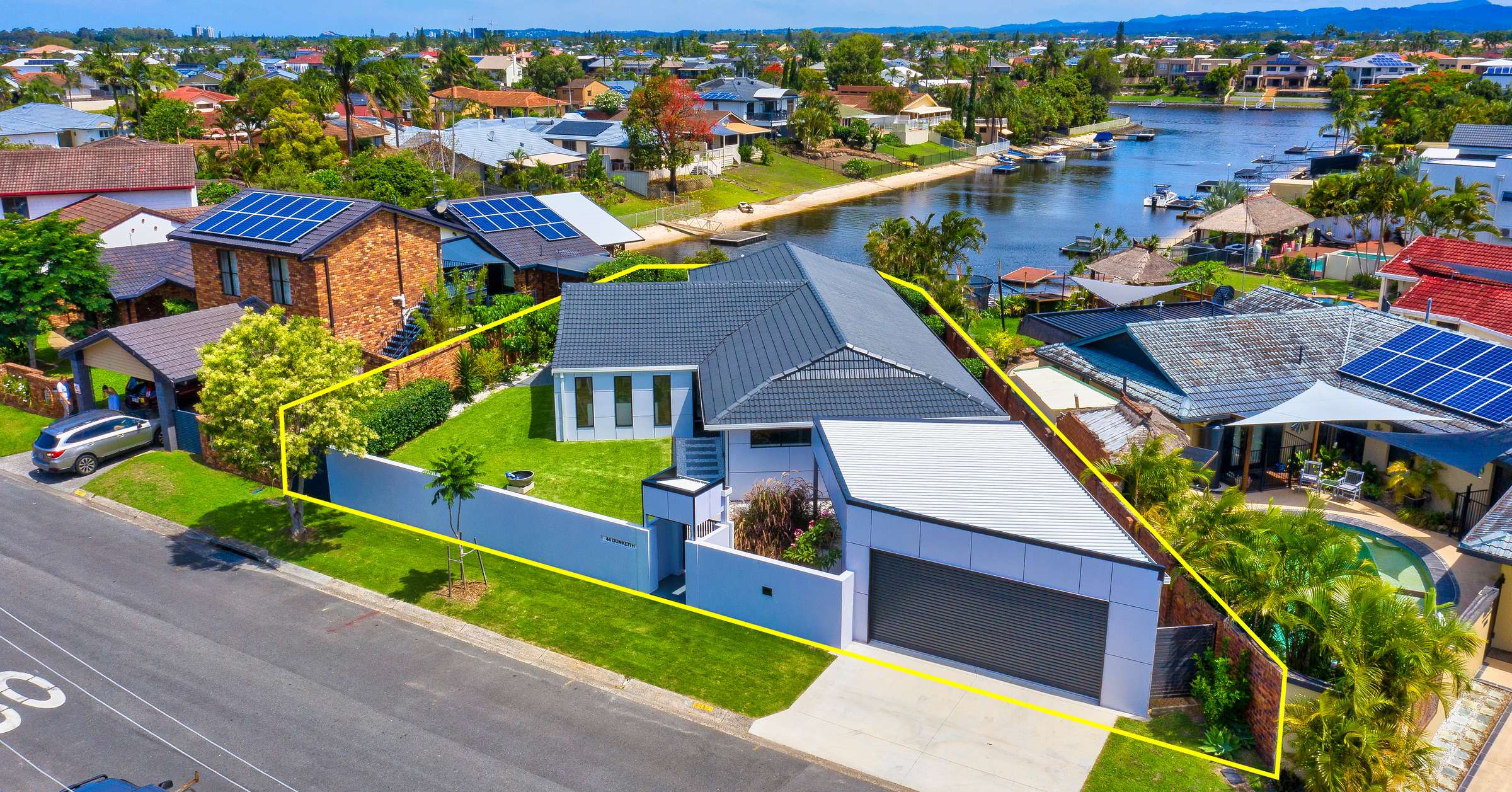 44 Dunkeith Avenue Benowa Waters Qld 4217 Sold House Ray White