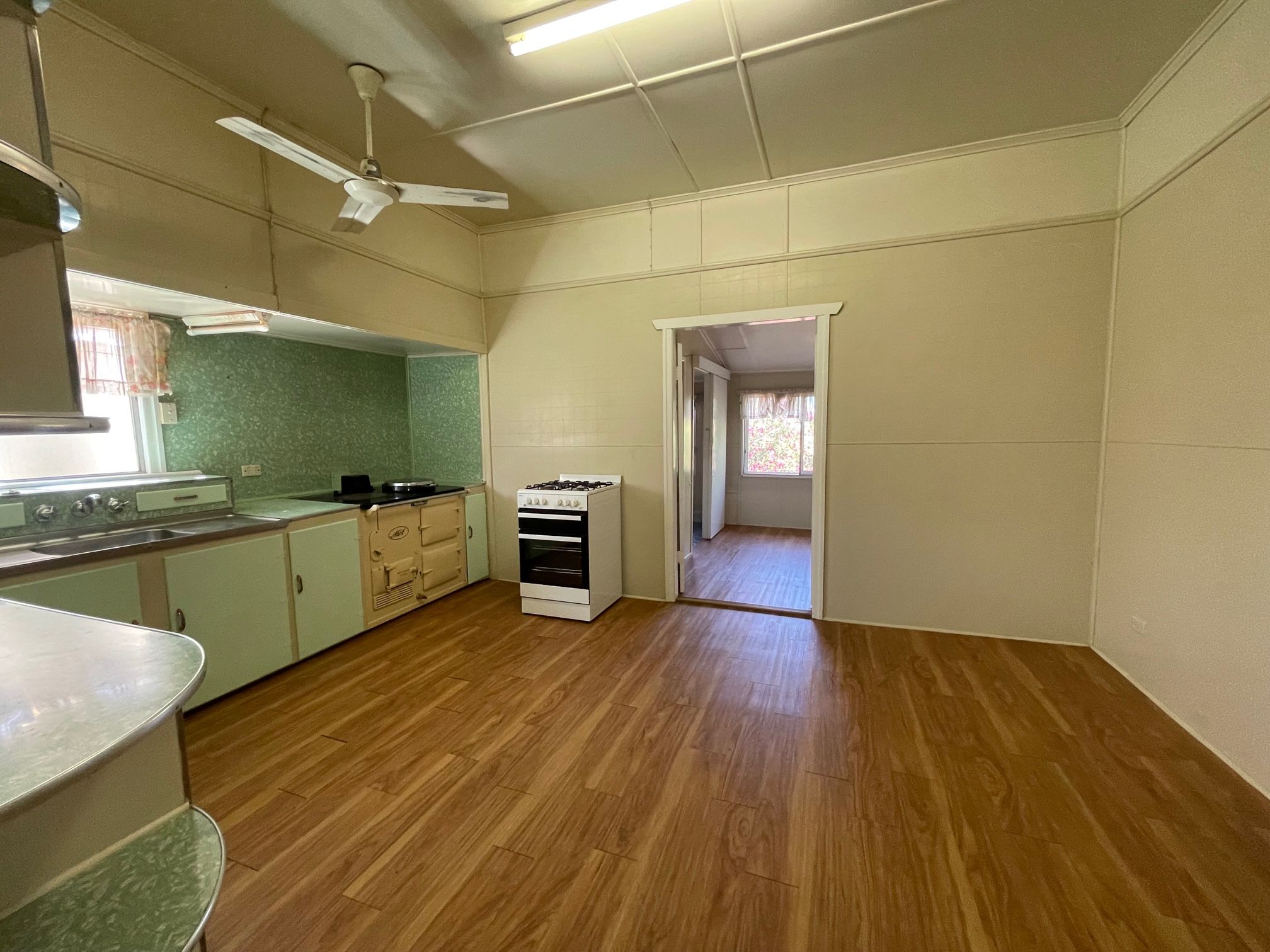 310 Cambooya Felton Road, Cambooya, QLD 4358 - Leased House - Ray White ...