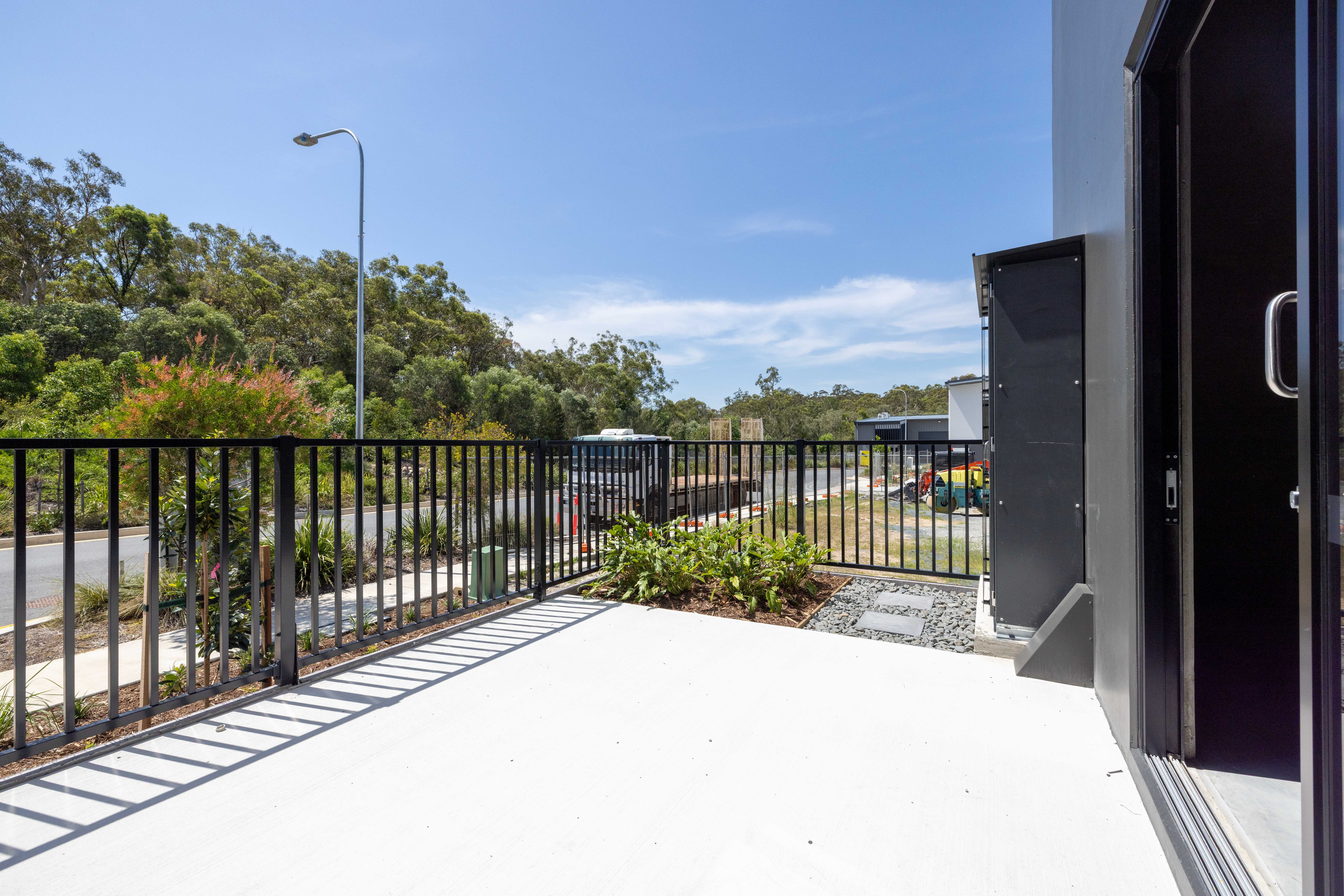 1/94 Jardine Drive, Redland Bay, QLD 4165 - Sold Industrial/Warehouse ...