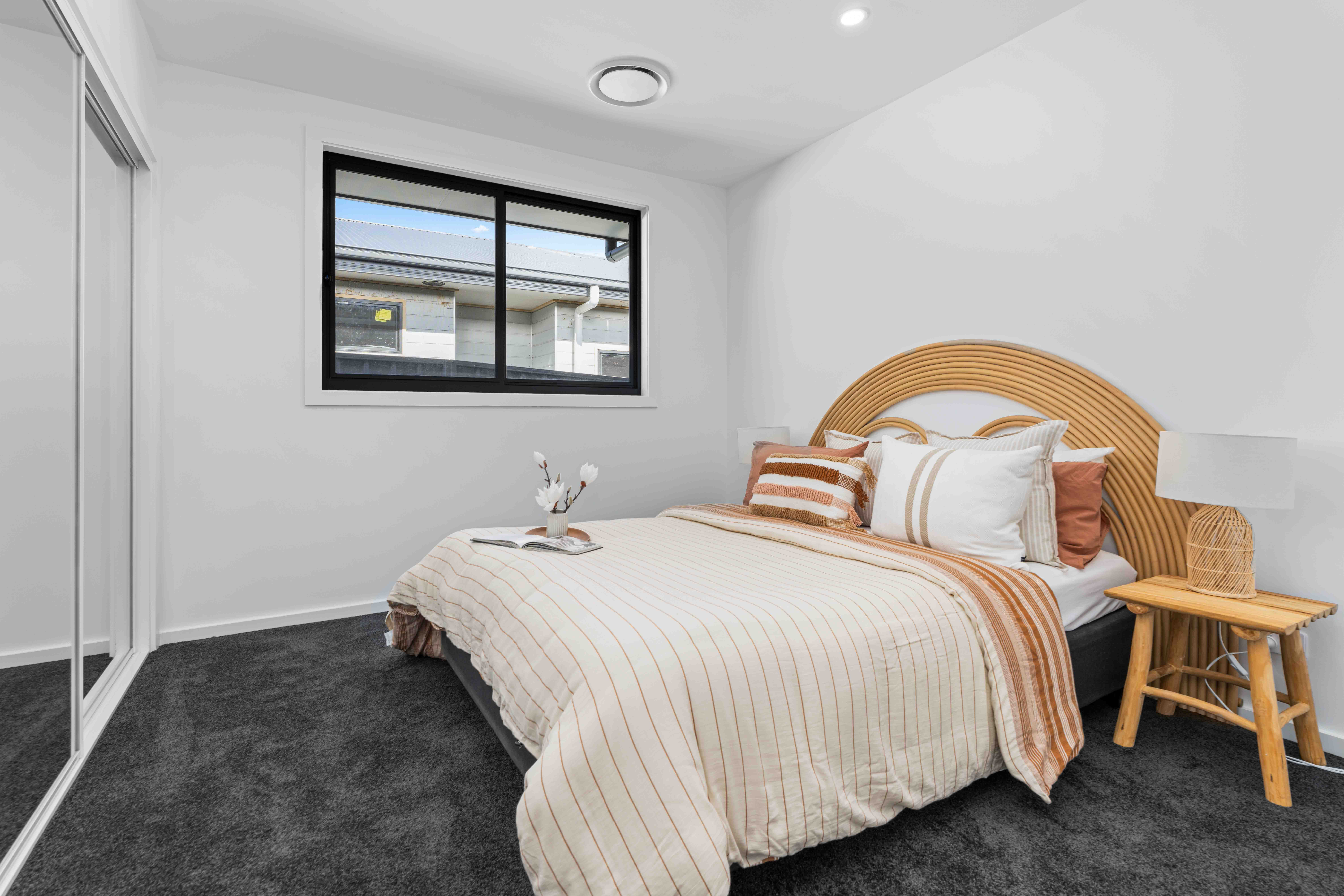 33A Wedgetail Street, BADAGARANG, NSW 2540 - Sold House - Ray White ...