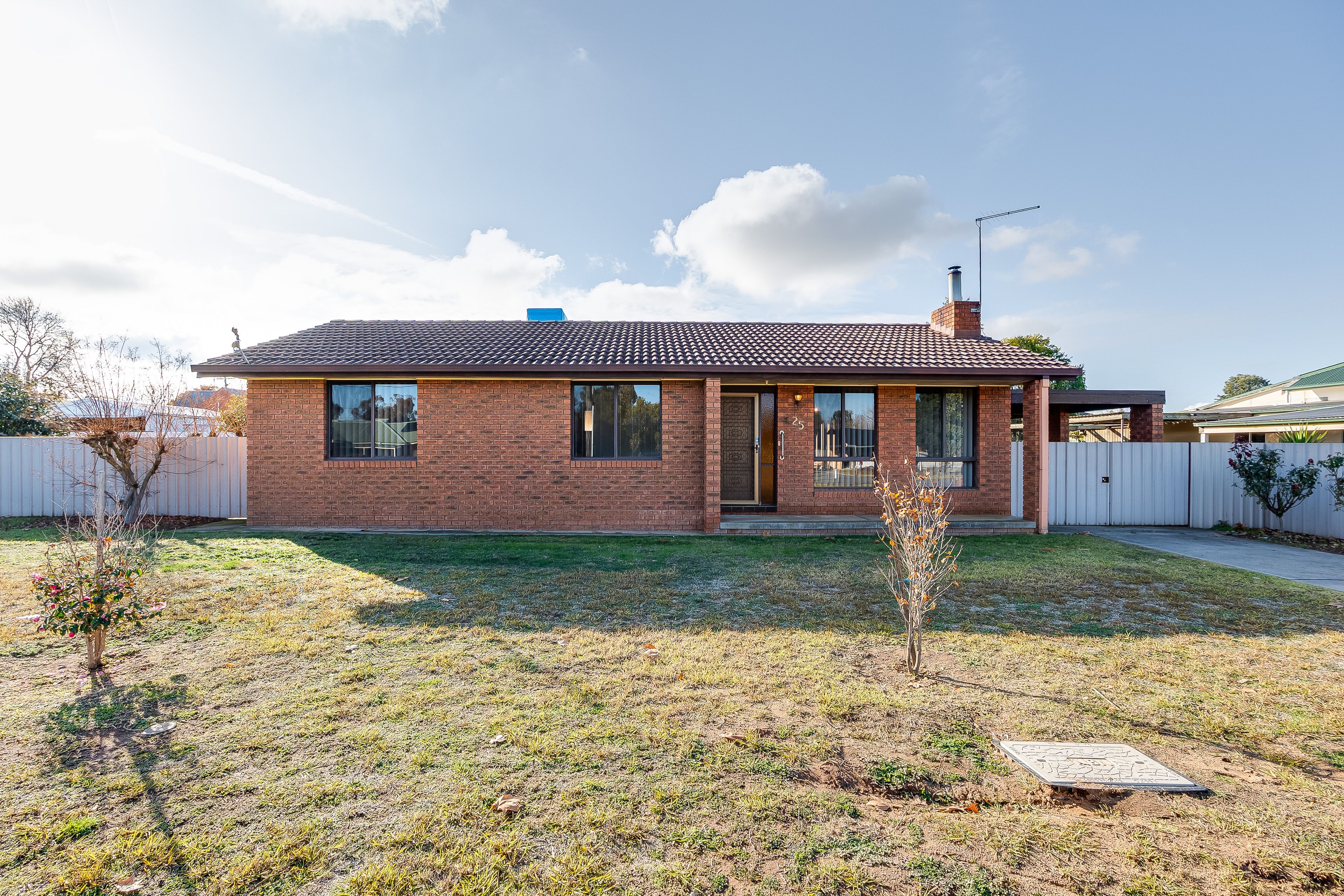25 Victoria Street, Howlong, NSW 2643 - Leased House - Ray White Albury ...
