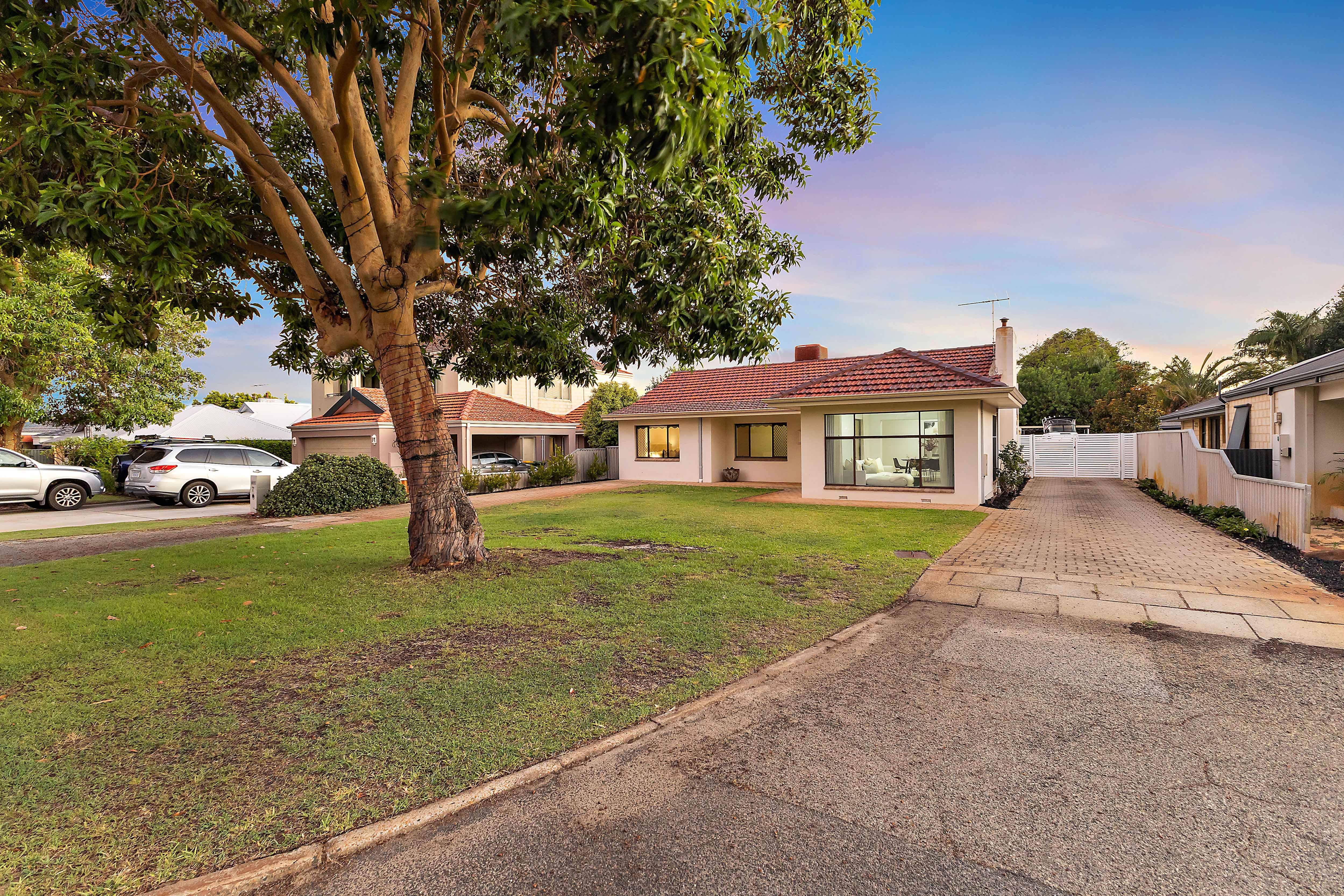 5 Pether Road, Manning, WA 6152 - Leased House - Ray White South Perth