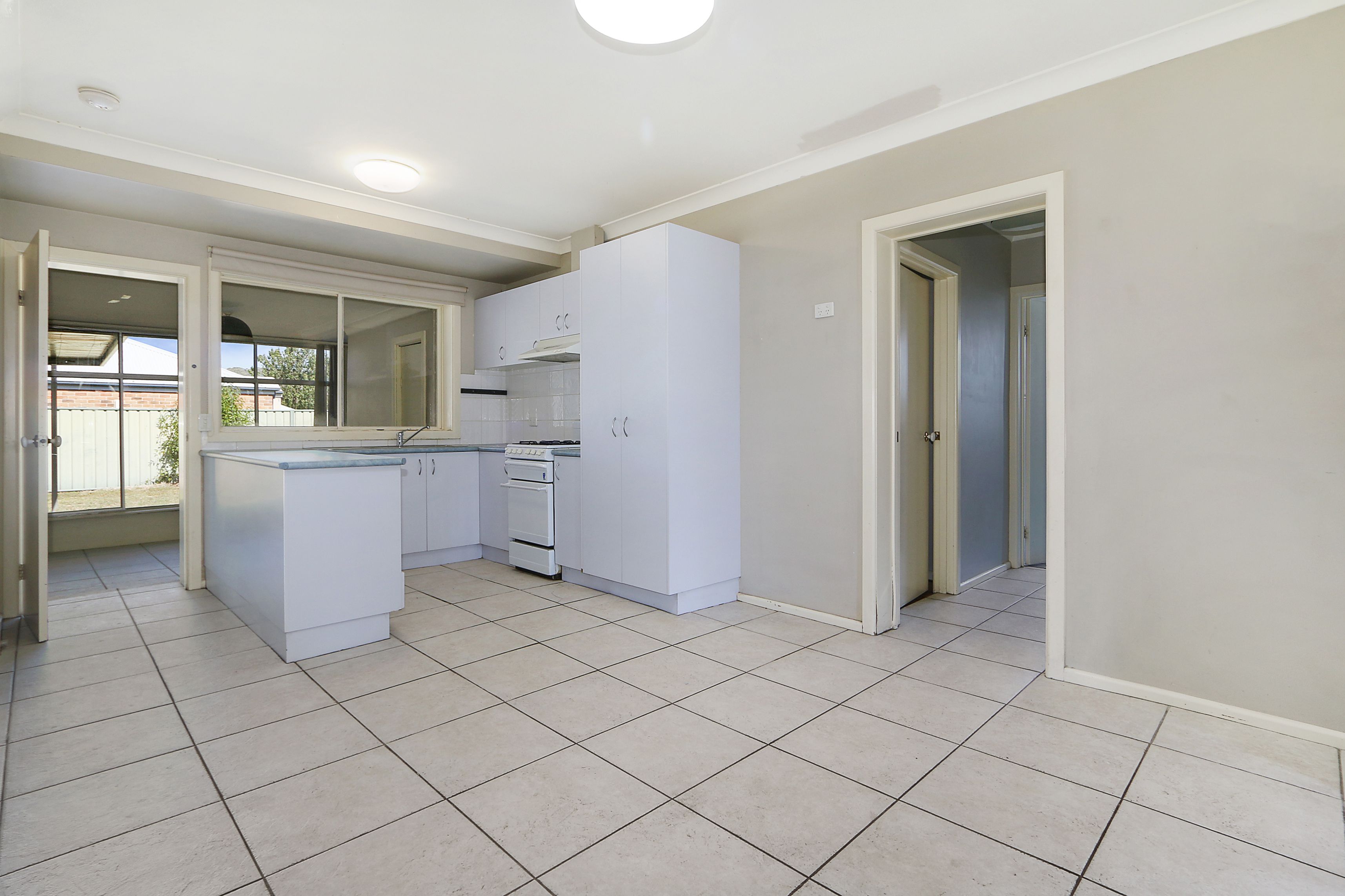 195 Andrews Street, East Albury, NSW 2640 - Leased House - Ray White ...