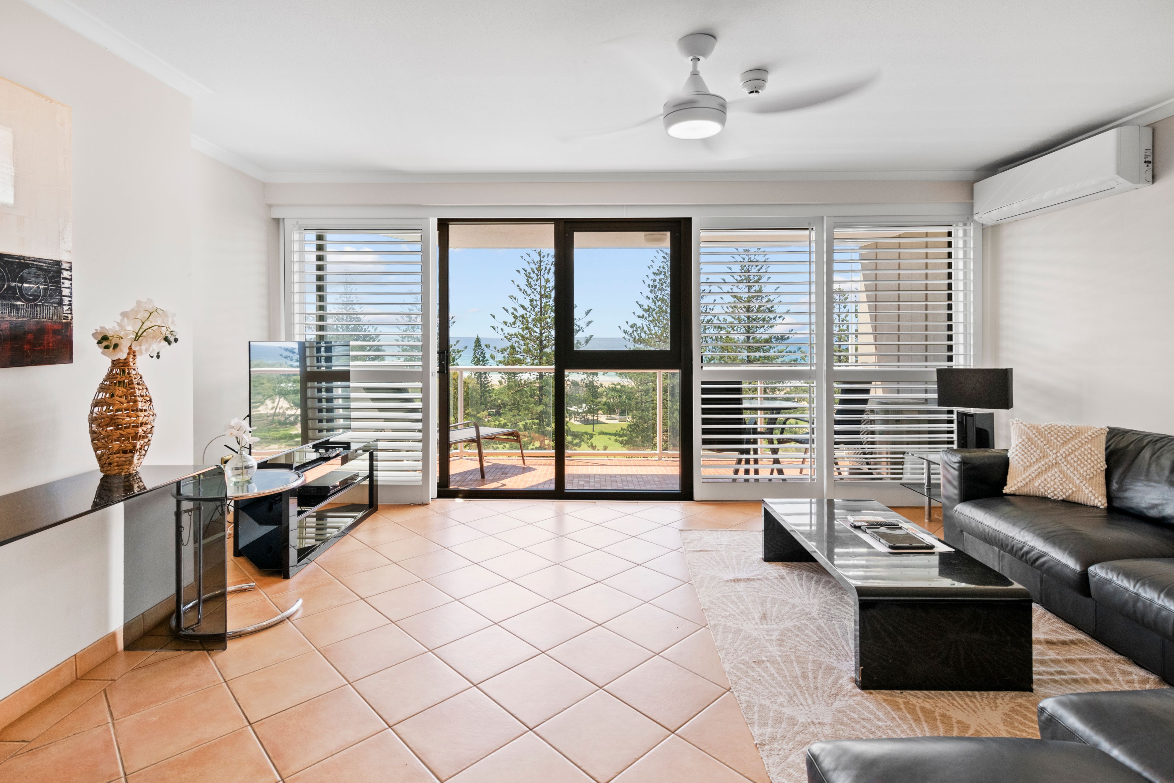 602/157 Old Burleigh Road, Broadbeach, QLD 4218 - Sold Apartment - Ray ...