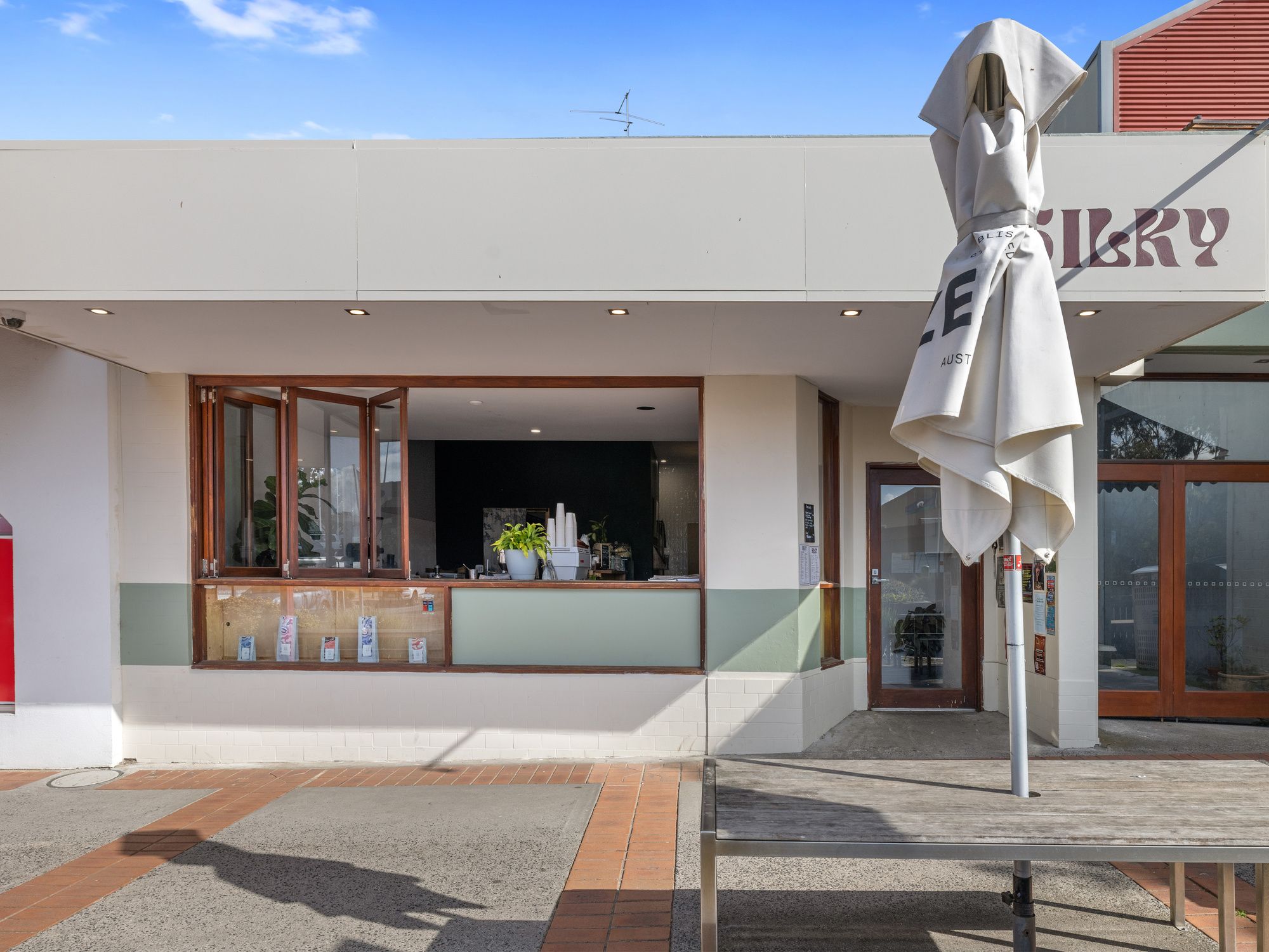 9 Abeckett Street, Inverloch, VIC 3996 - Sold Cafe/Coffee Shop Food ...