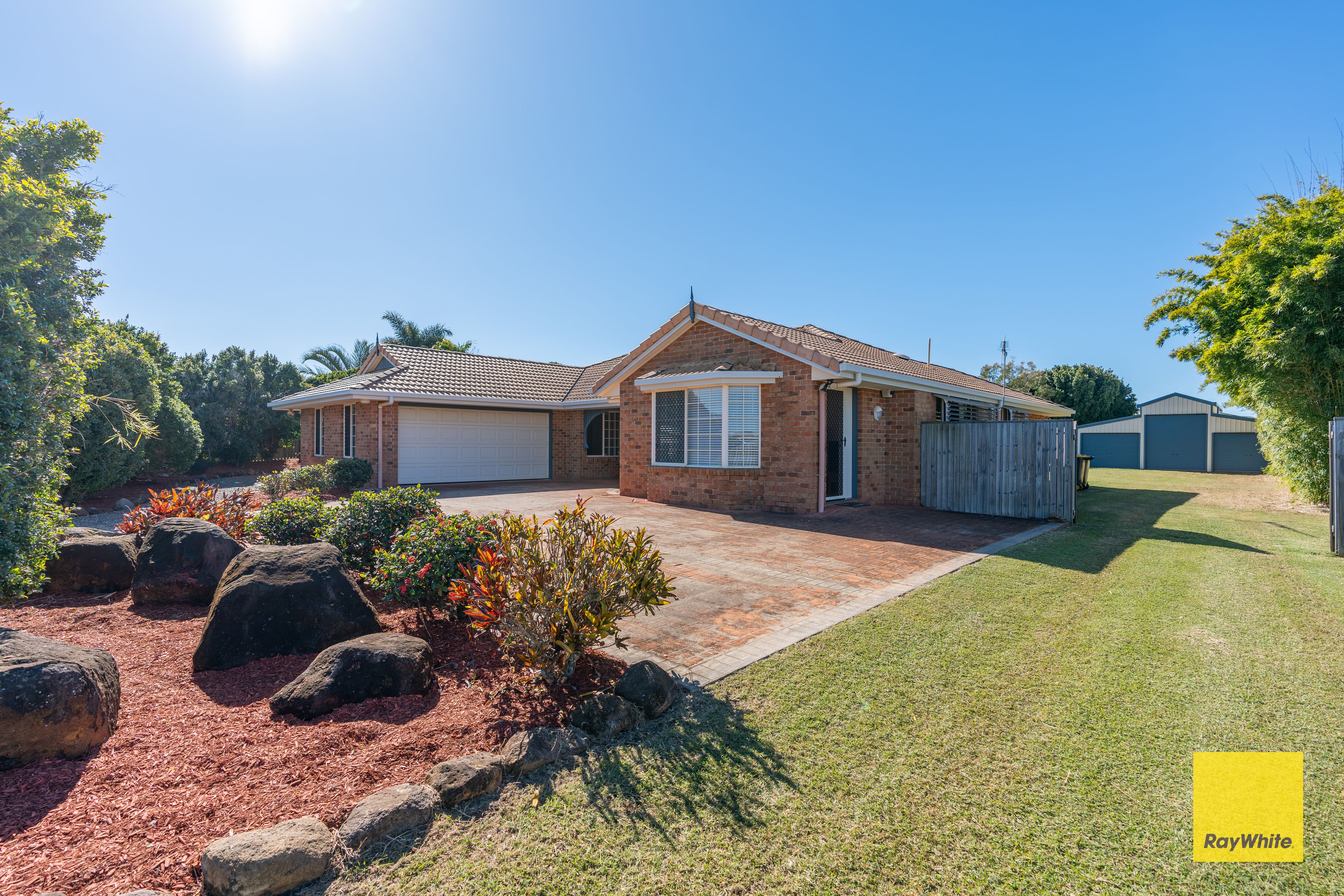 10 Coral Cove Drive, Coral Cove, QLD 4670 - Sold House - Ray White ...