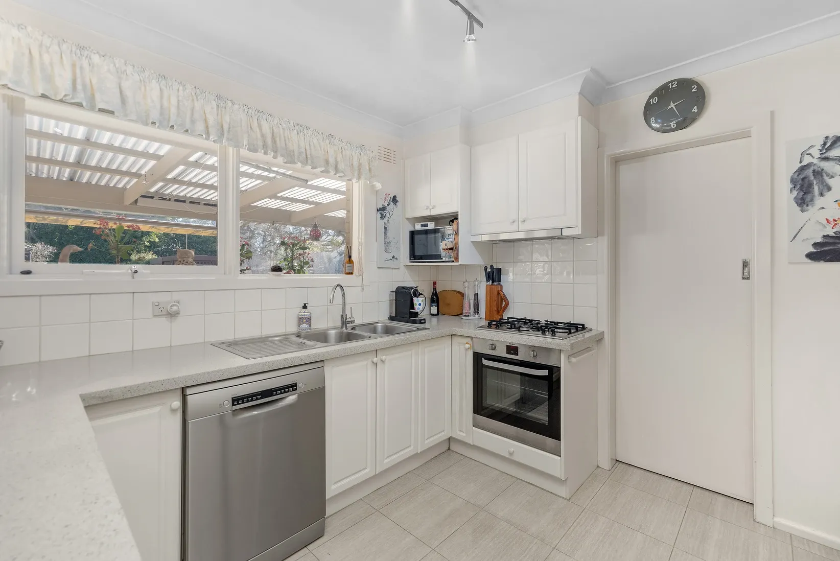 77 Albenca Street, Cheltenham, VIC 3192 - Leased House - Ray White The ...