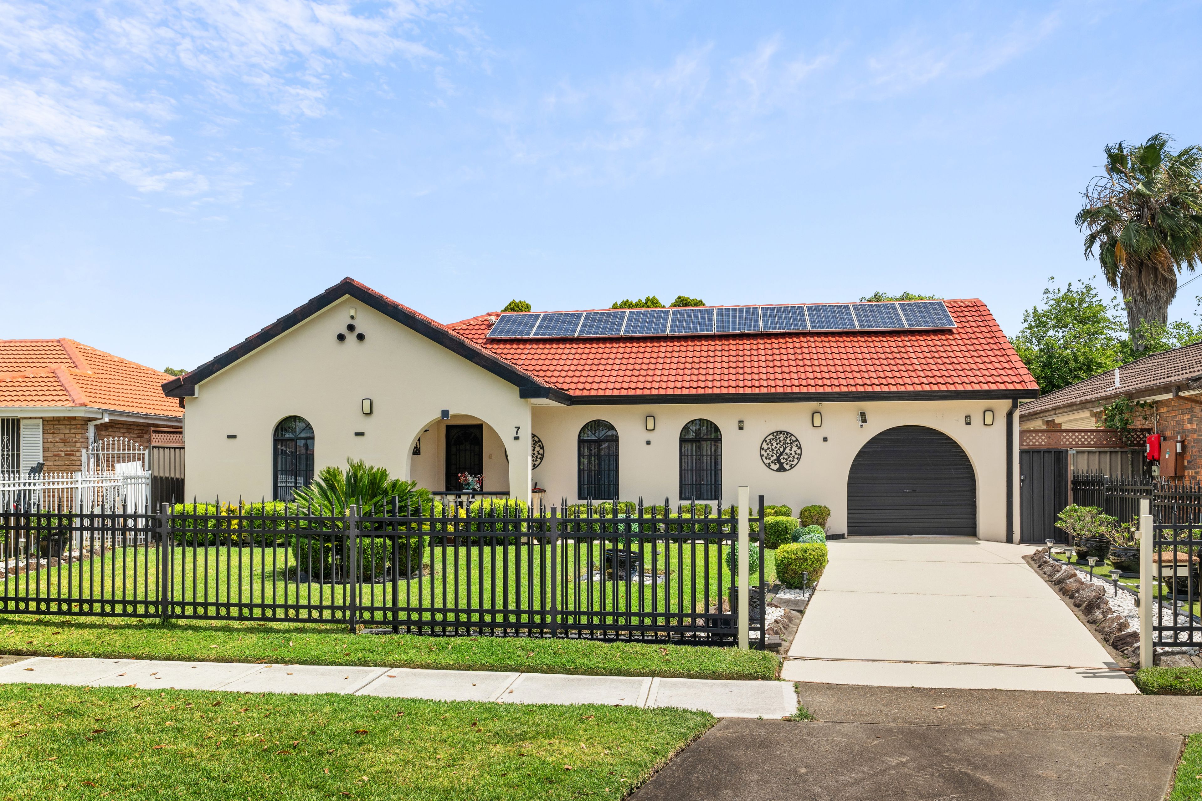 7 Brisbane Road, St Johns Park, NSW 2176 - Sold House - Three Locations ...