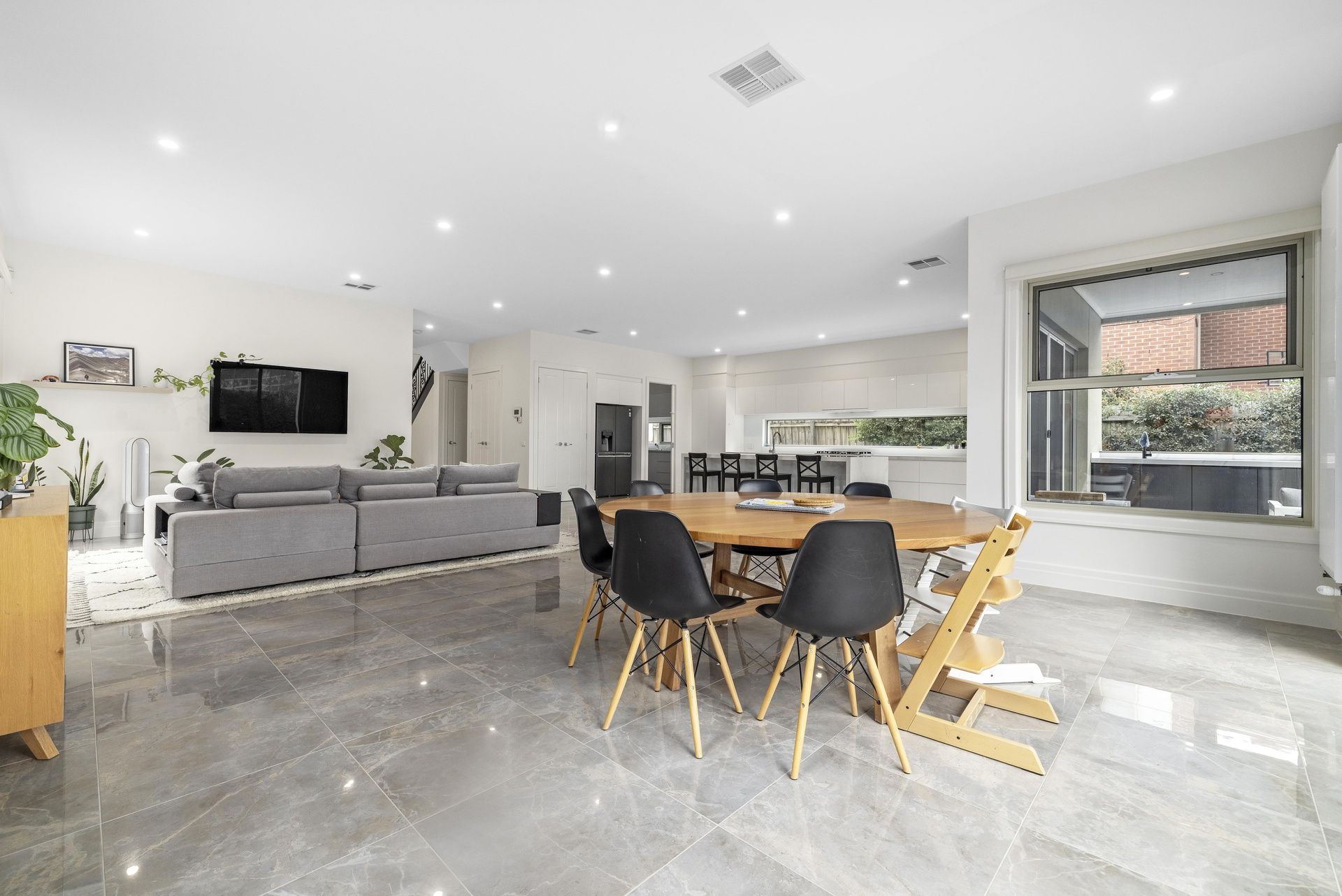 44 William Street, Mount Waverley, VIC 3149 - Sold House - Ray White ...