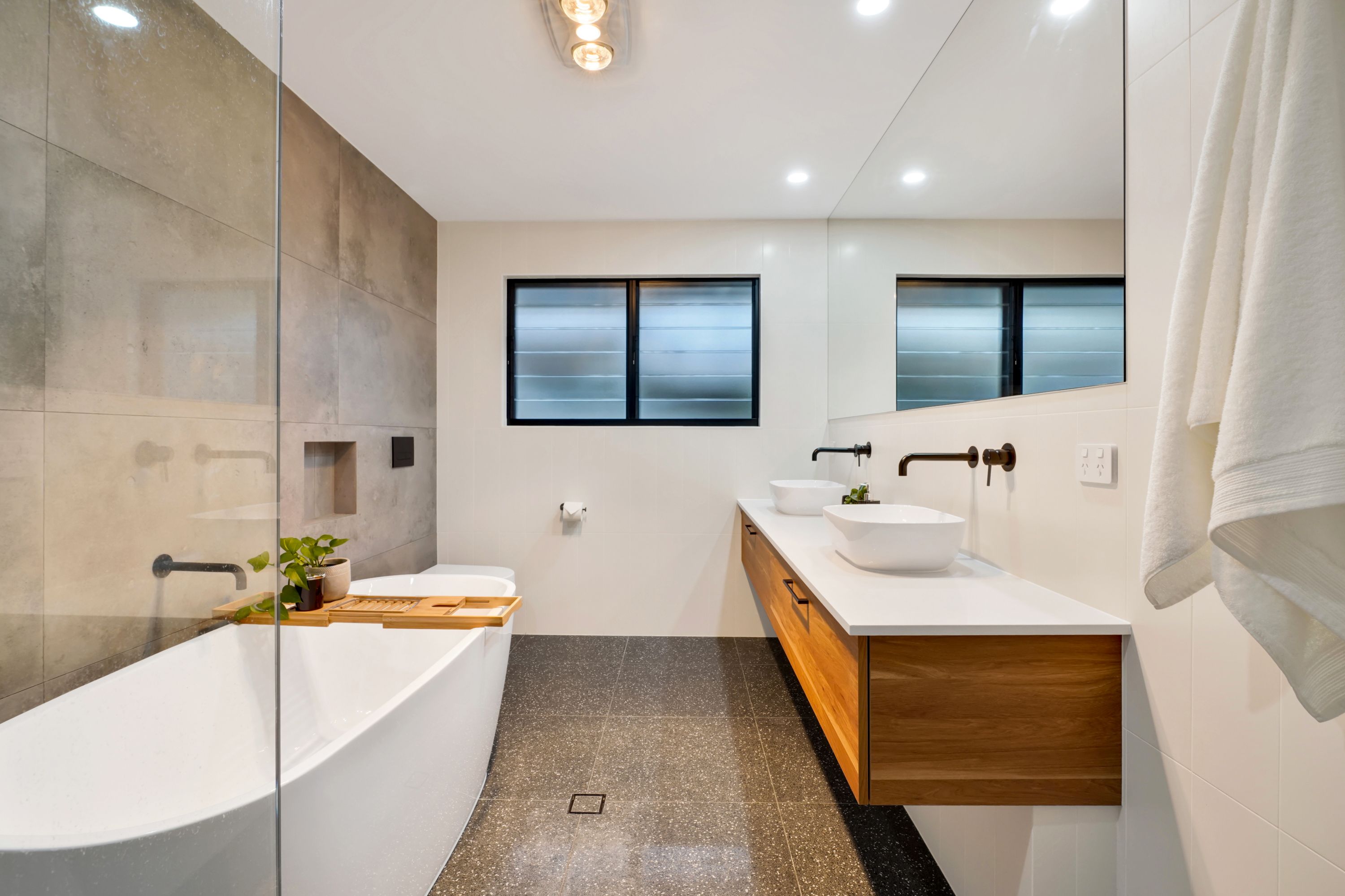 86 Nineteenth Avenue, Palm Beach, QLD 4221 - Sold House - Ray White ...