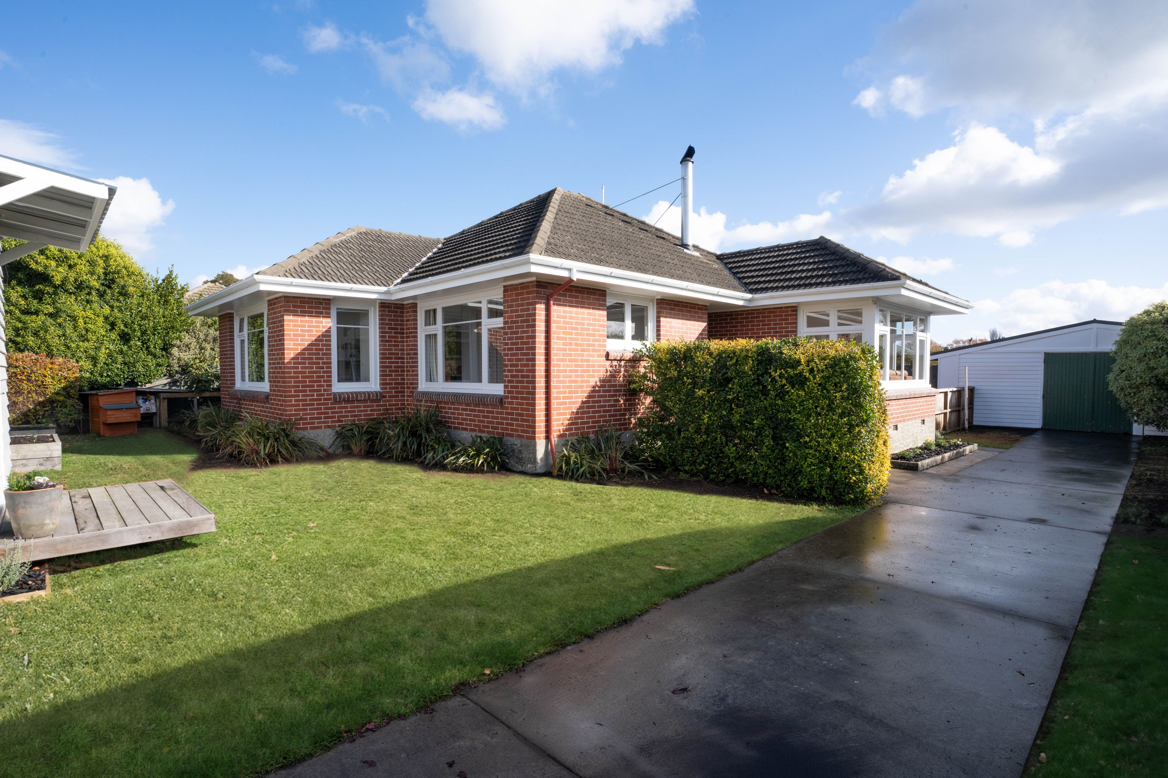 Ray White Rural & Livestock • 9 Stanbury Avenue, Somerfield, – Home For ...