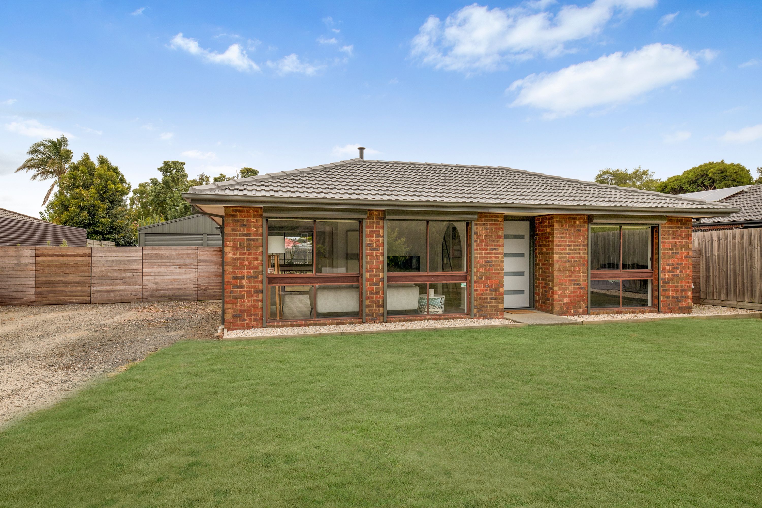 11 Diane Close, Pakenham, VIC 3810 - Leased House - Ray White Pakenham
