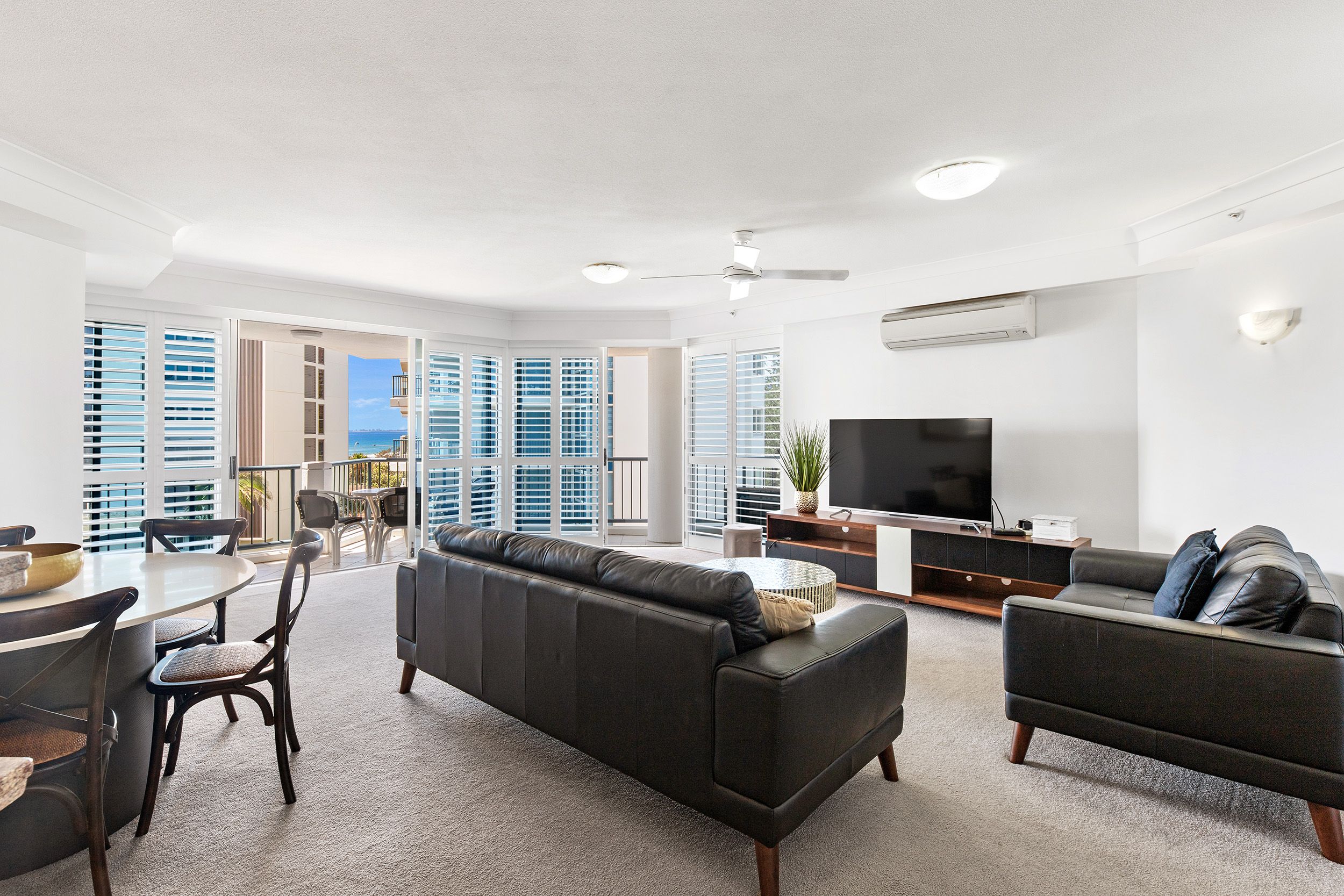 28/100 Old Burleigh Road, Broadbeach, QLD 4218 - Sold Apartment - Ray ...