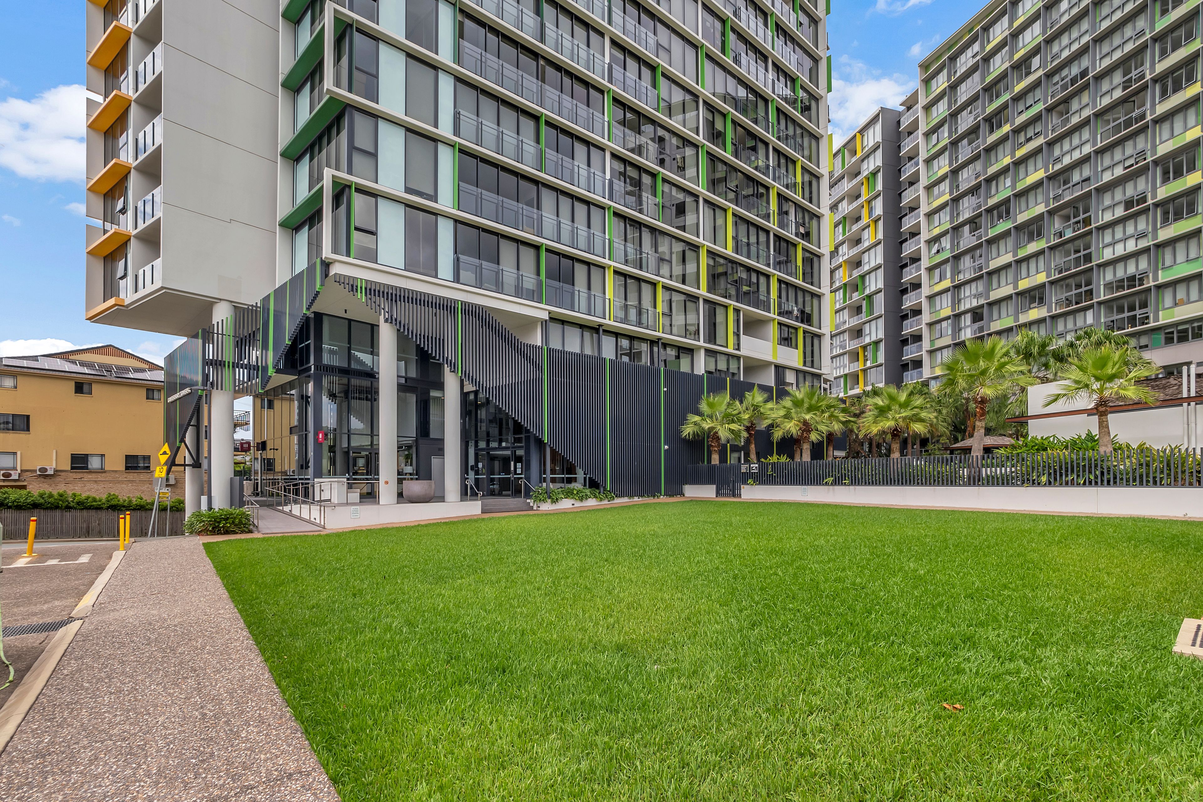 2107/10 Trinity Street, Fortitude Valley, QLD 4006 - Leased Apartment ...
