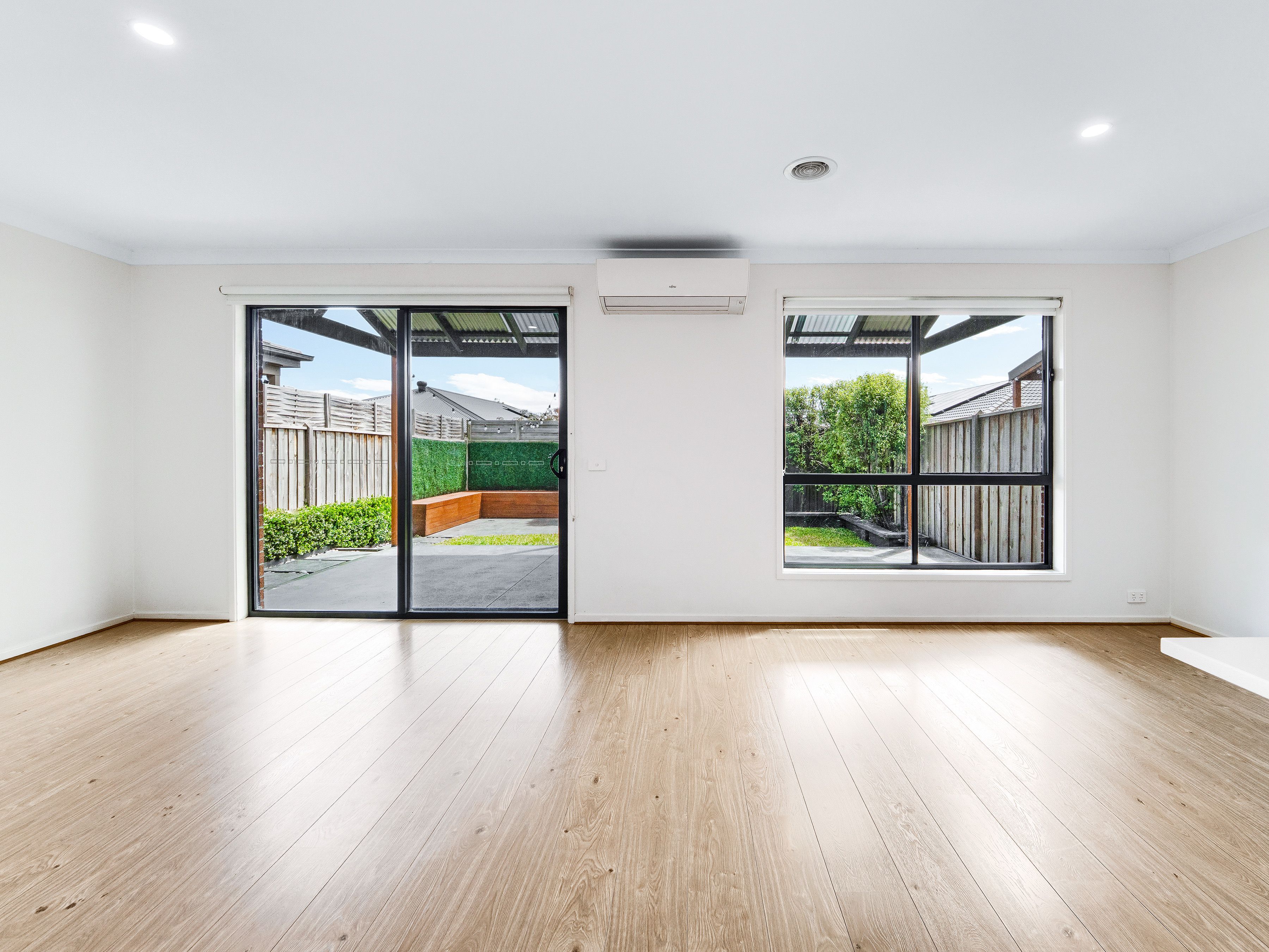 15 Myrtleford Avenue, Clyde, VIC 3978 - Sold House - Ray White Cranbourne