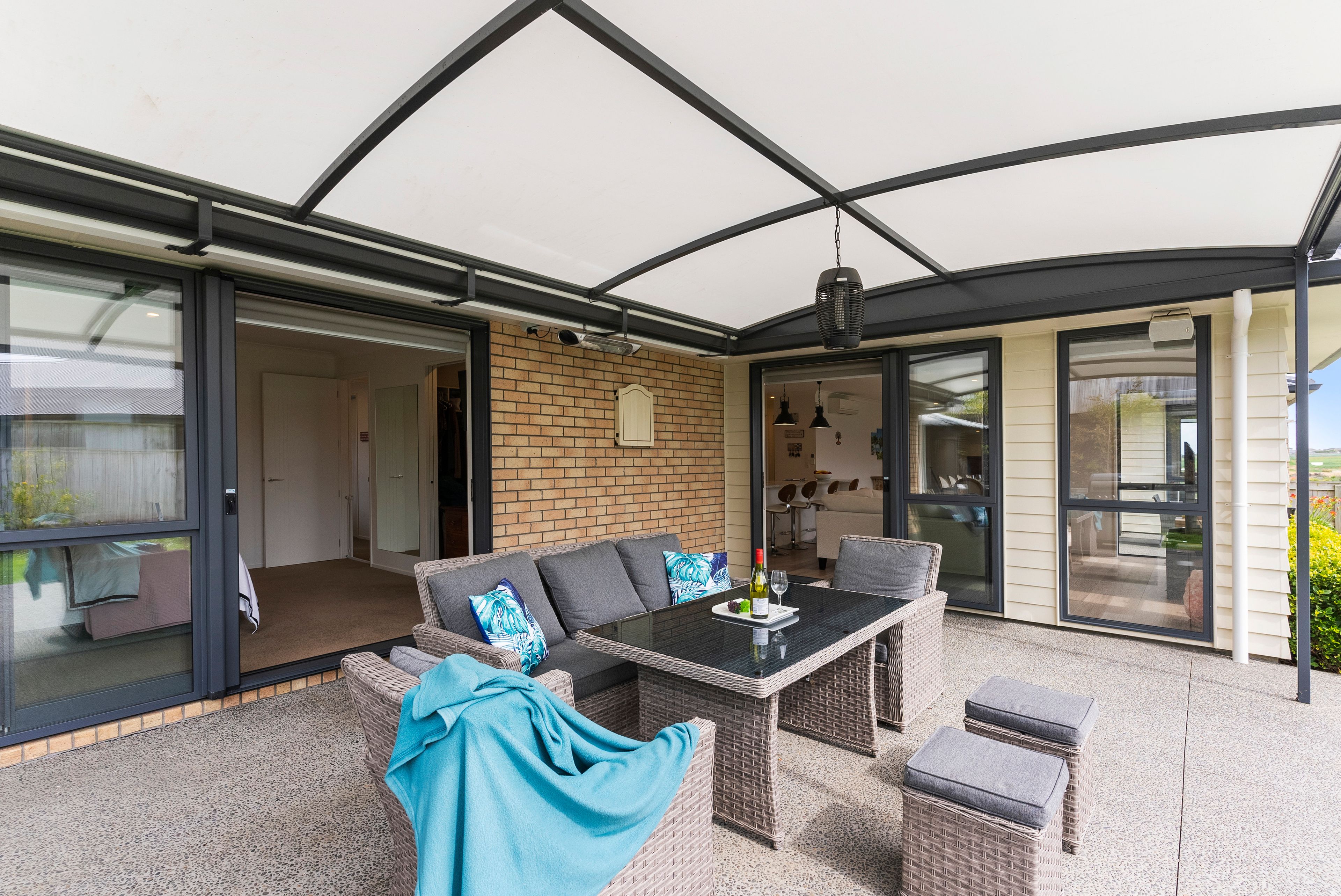 31 Karo Road, Beachlands, Manukau City 2018 - Sold House - Ray White Botany