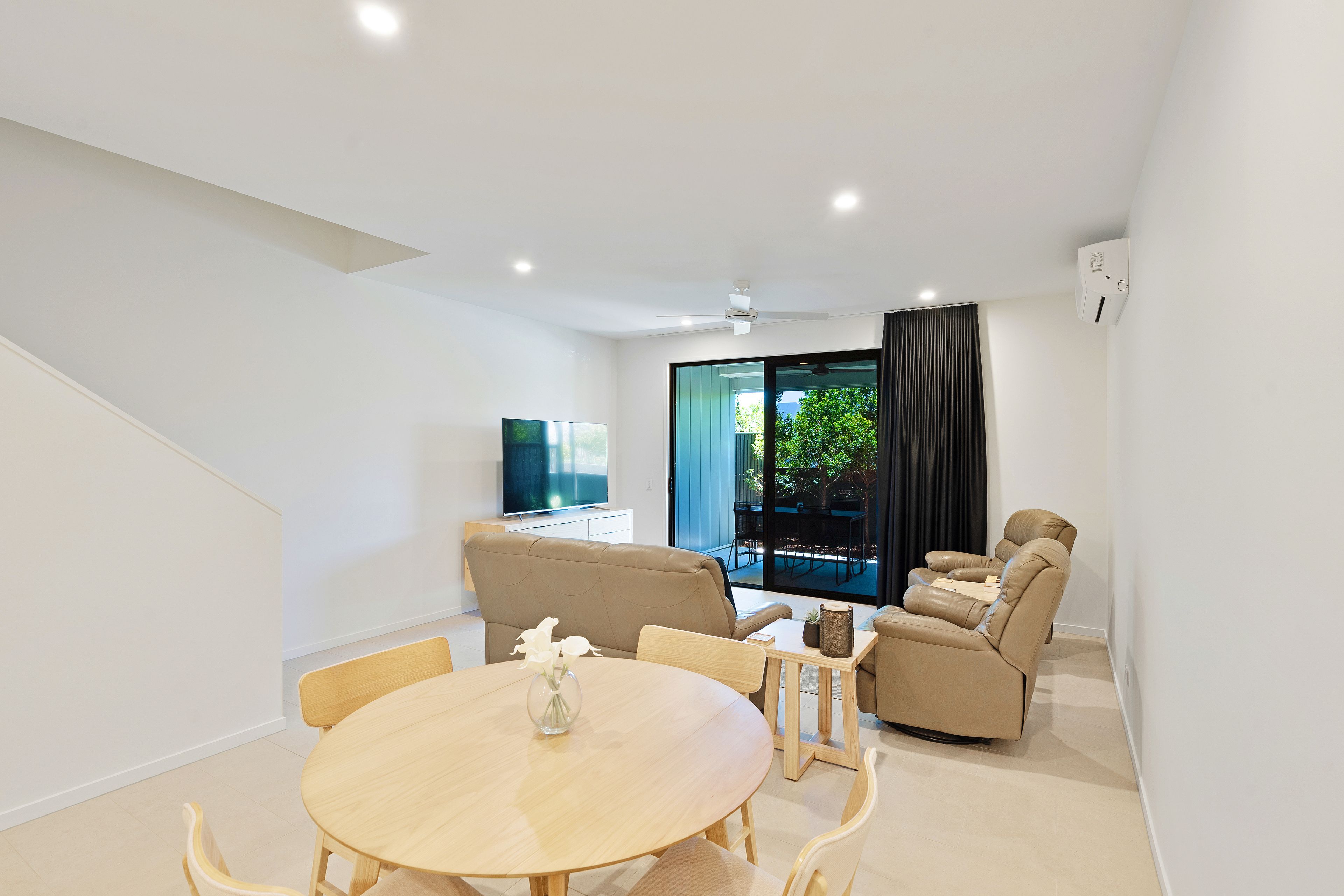 38 Cardinal Crescent, Newport, QLD 4020 - Sold Townhouse - Ray White ...