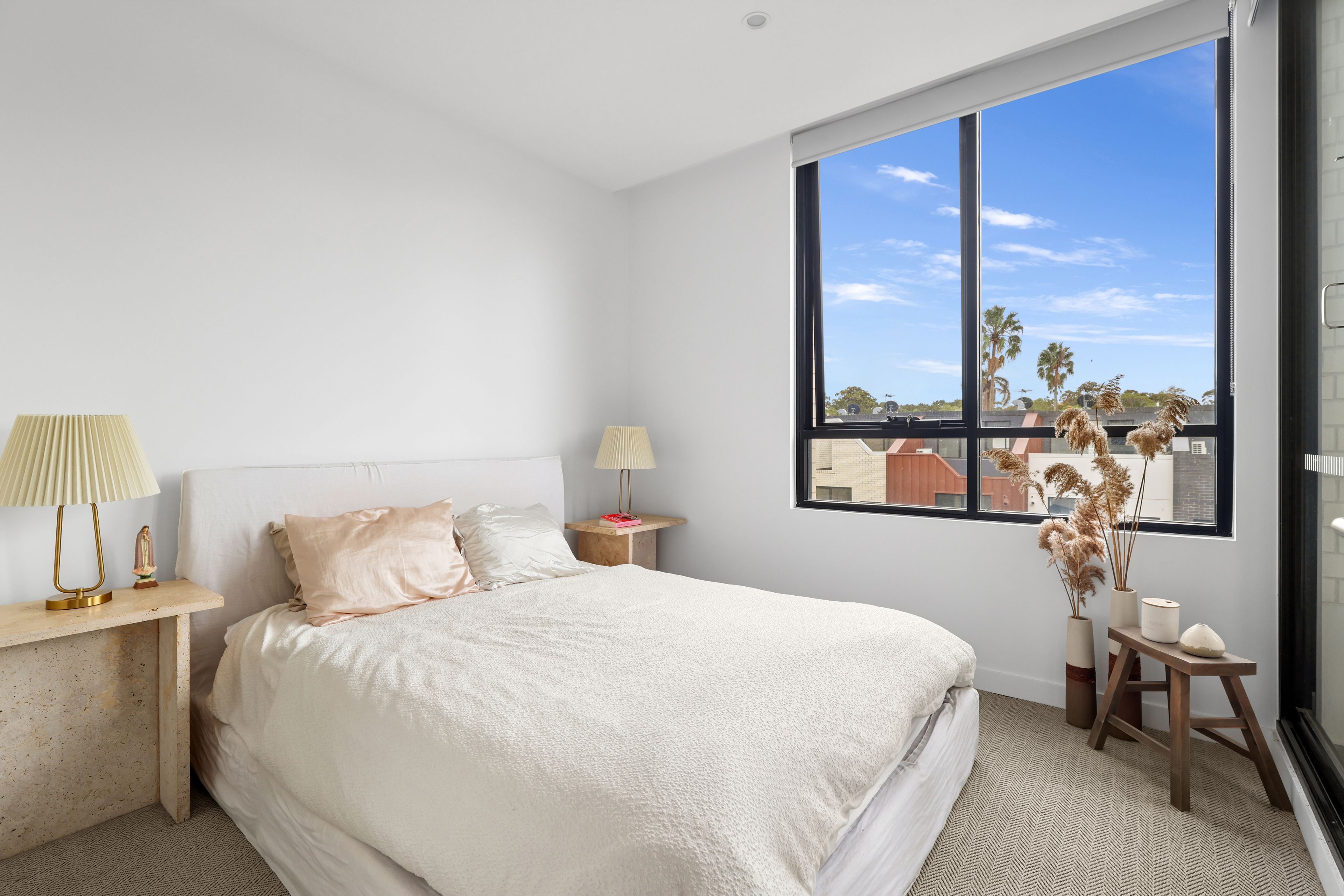 2201/1 Metters Street, Erskineville, NSW 2043 - Sold Apartment - Ray ...