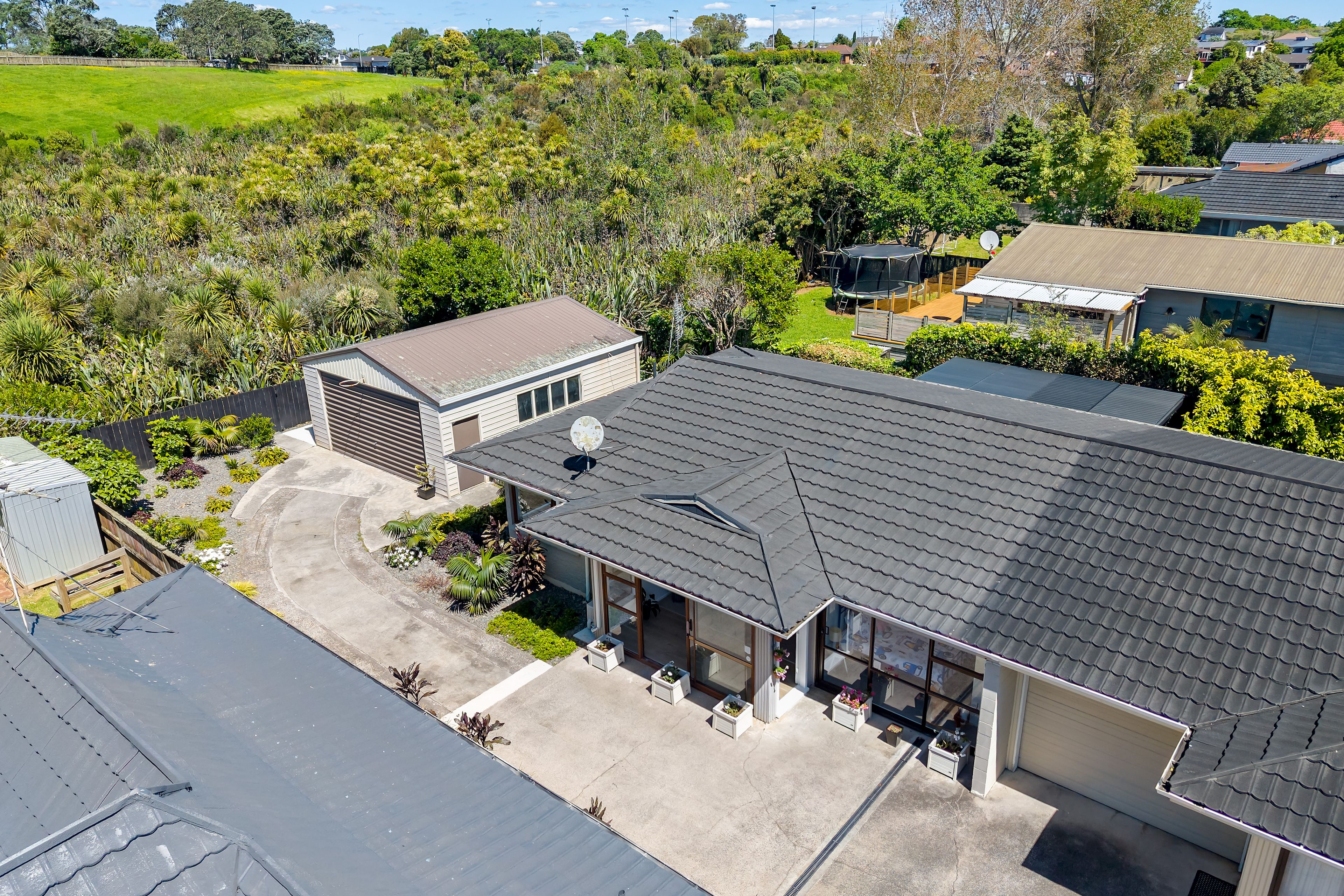 2/16 Imogene Way, Half Moon Bay, Manukau City 2012 - Sold House - Ray ...
