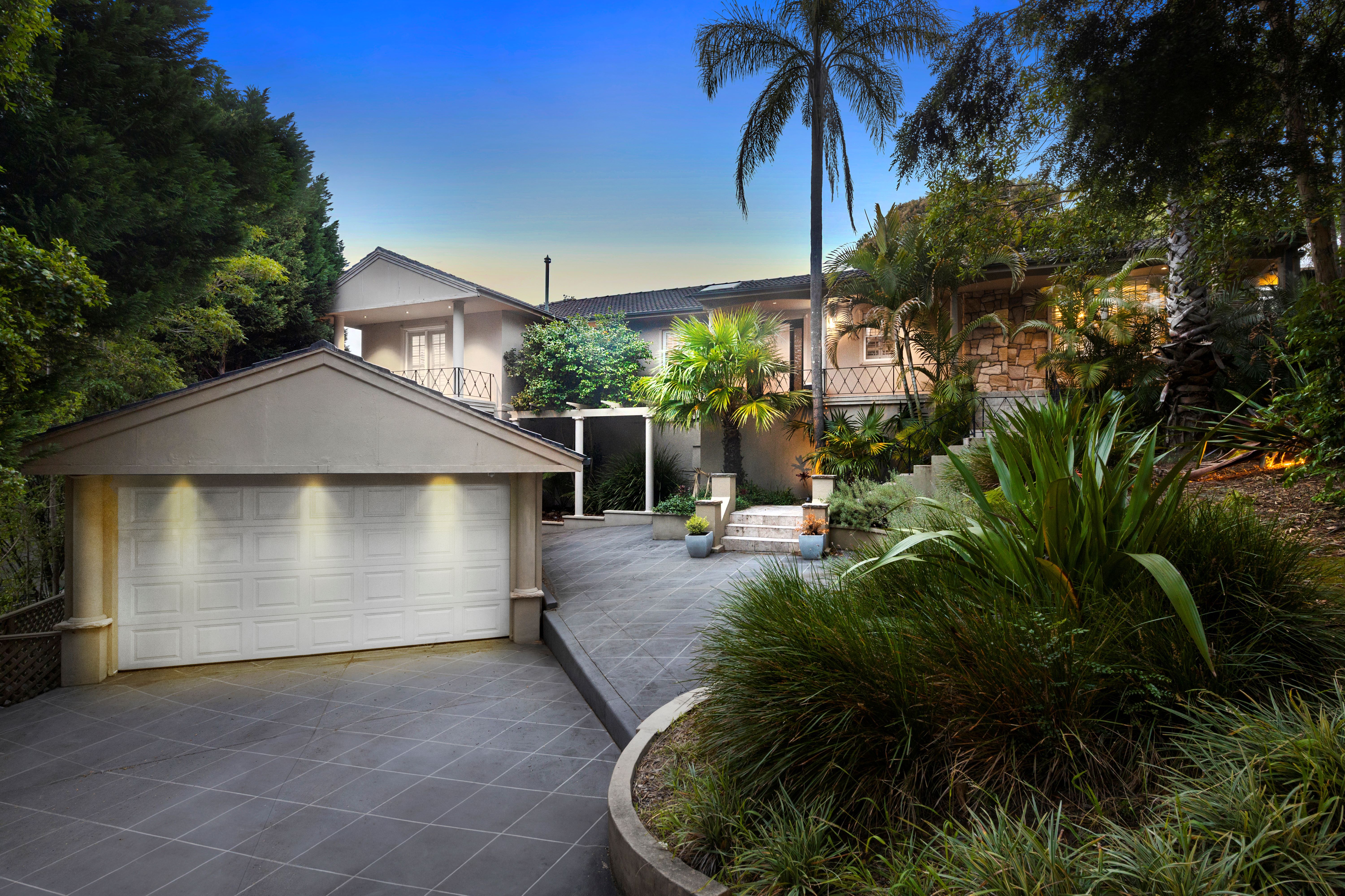 10 Sanctuary Point Road, West Pennant Hills, NSW 2125 - House for Sale ...