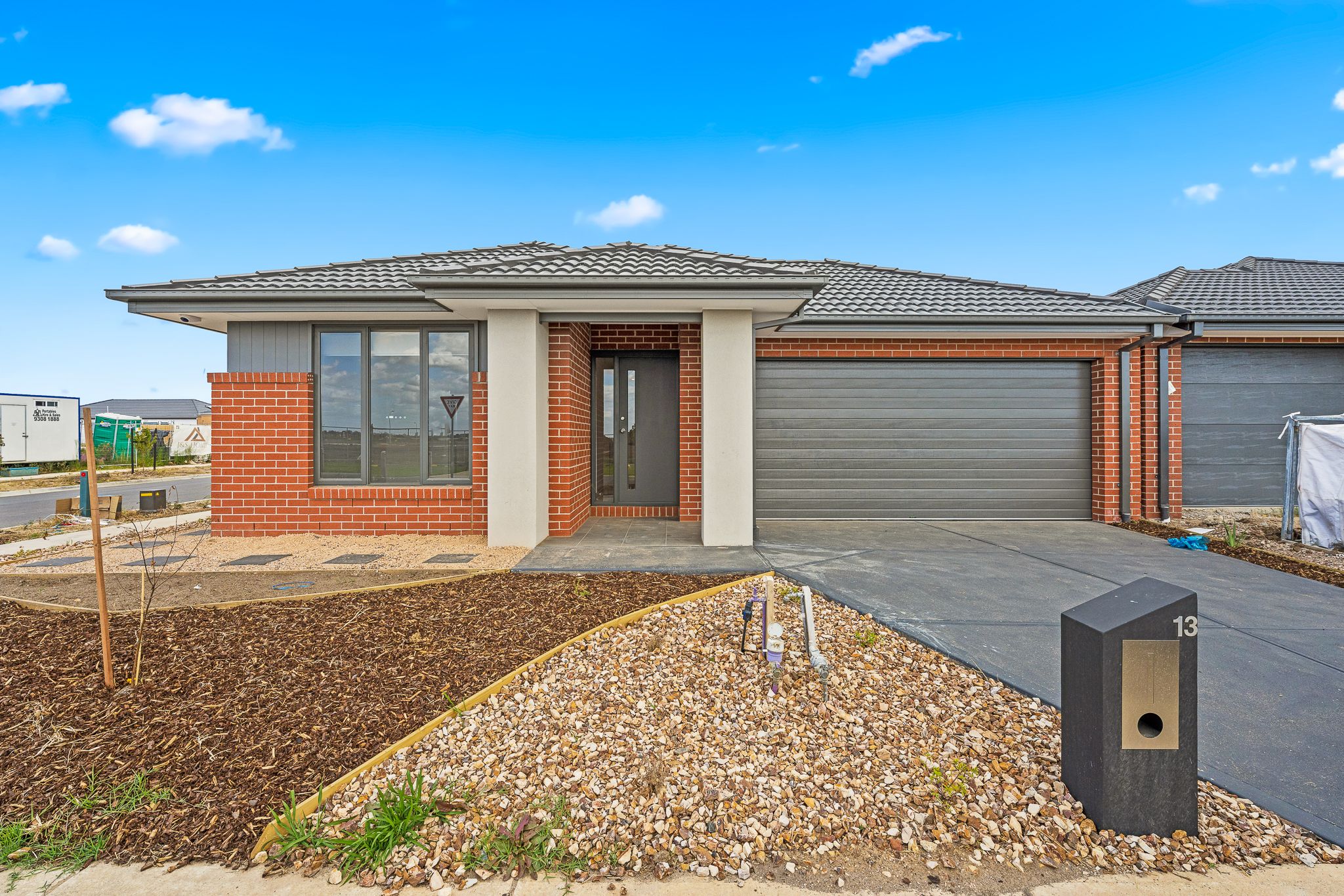 13 Acqua Drive, Clyde, VIC 3978 - Leased House - Ray White Cranbourne