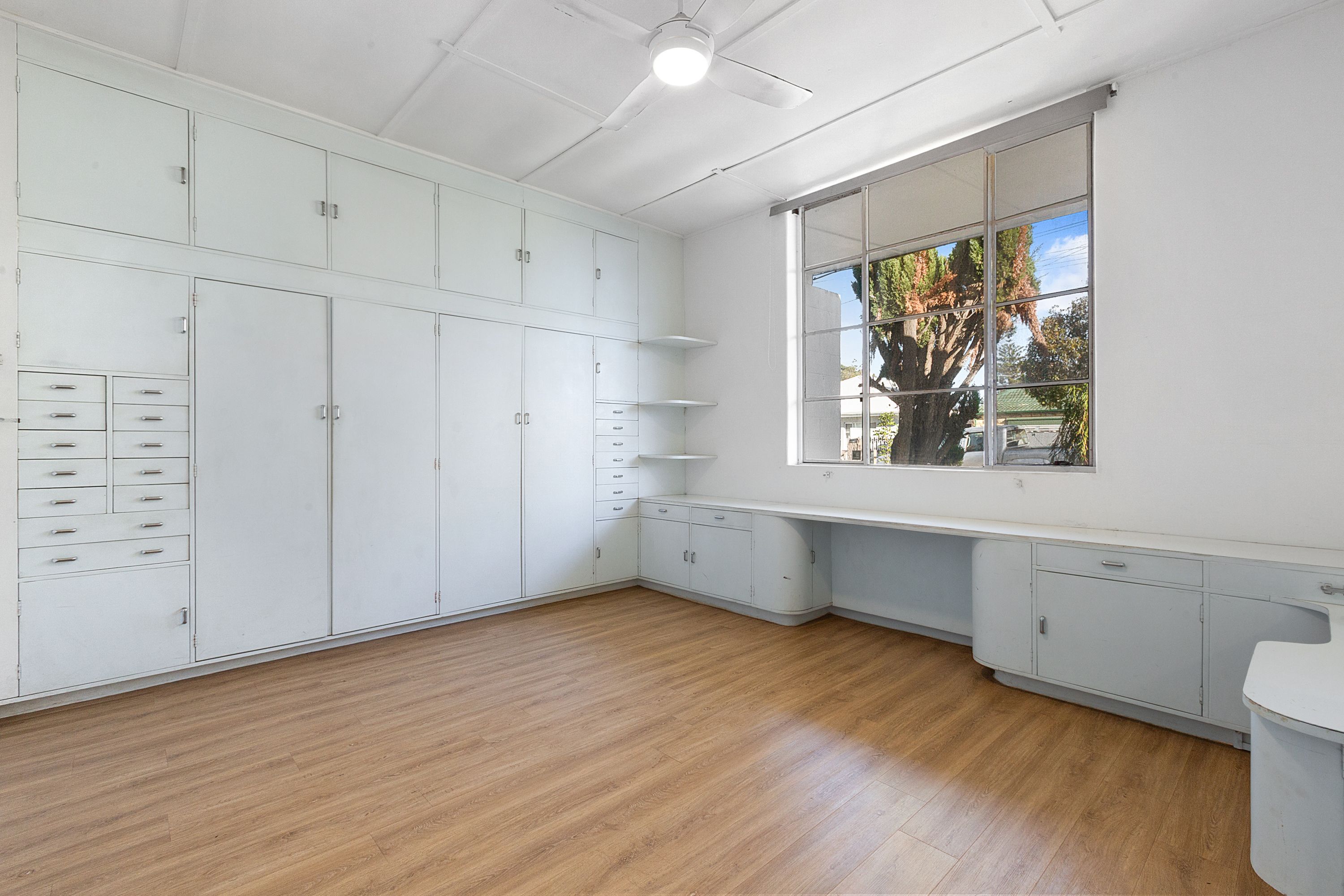 16 The Strand, Largs North, SA 5016 - Leased House - Ray White Glenelg ...