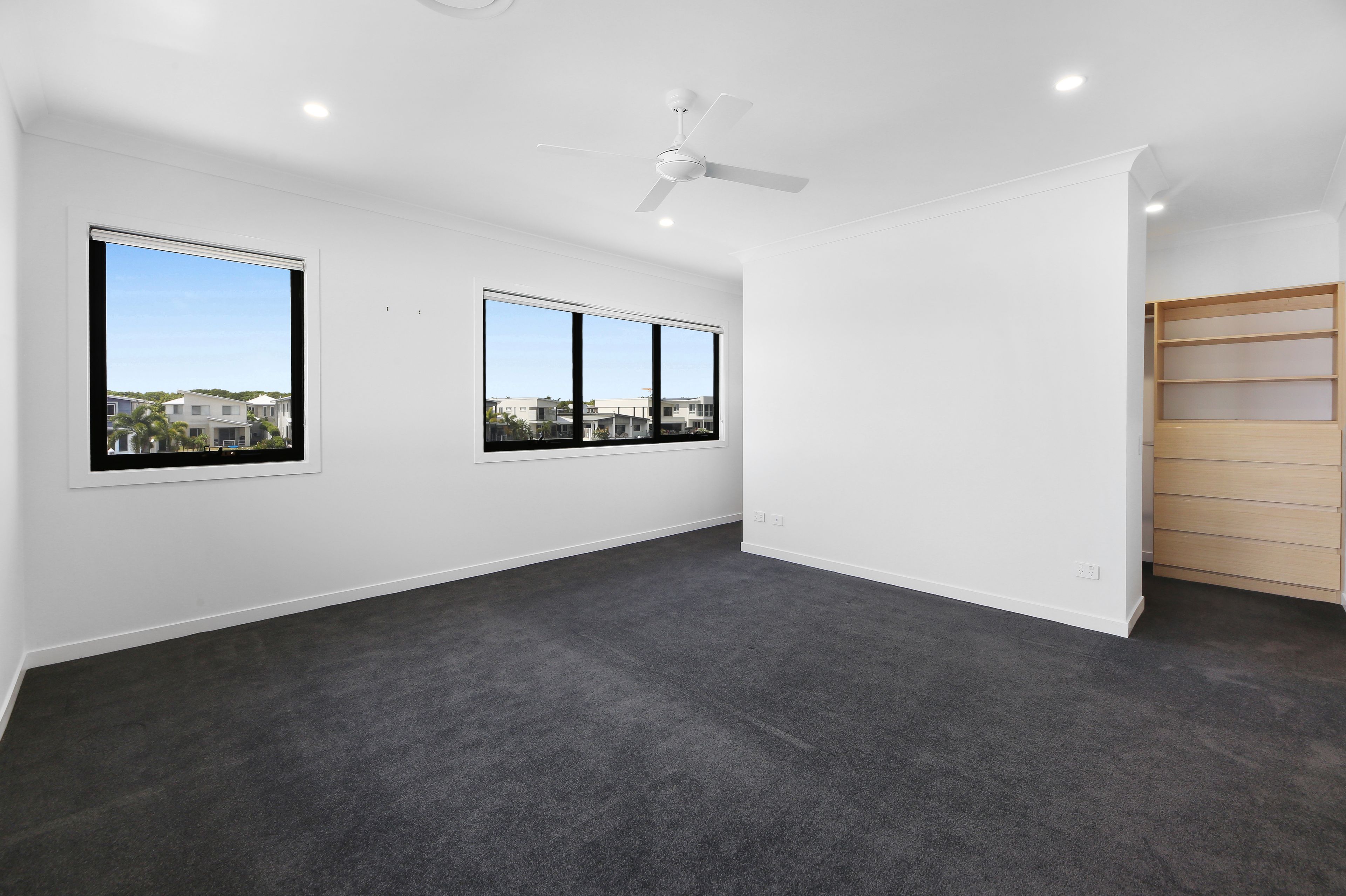 8 Santa Monica Boulevard, Hope Island, QLD 4212 - Leased House - Ray ...