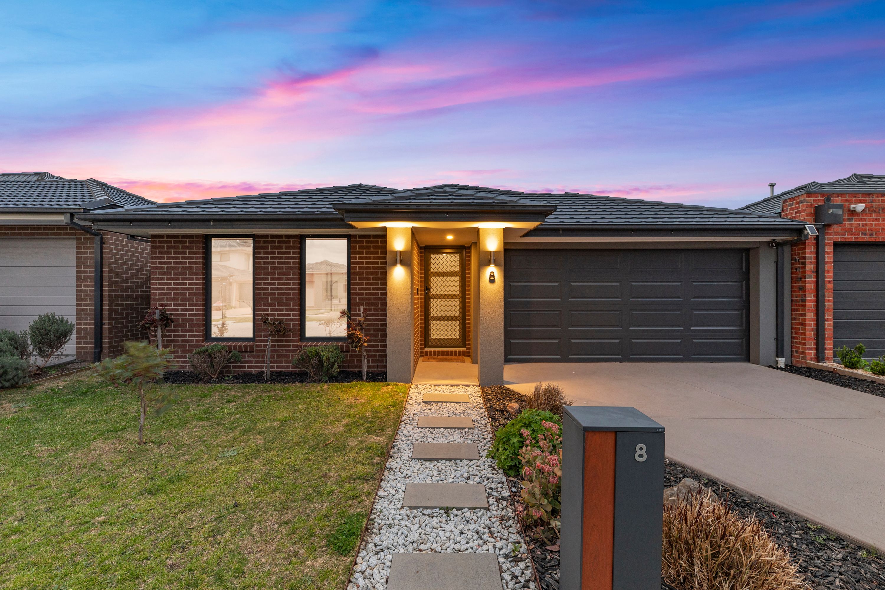 8 Finnegan Way, Officer, VIC 3809 - Sold House - Ray White Officer