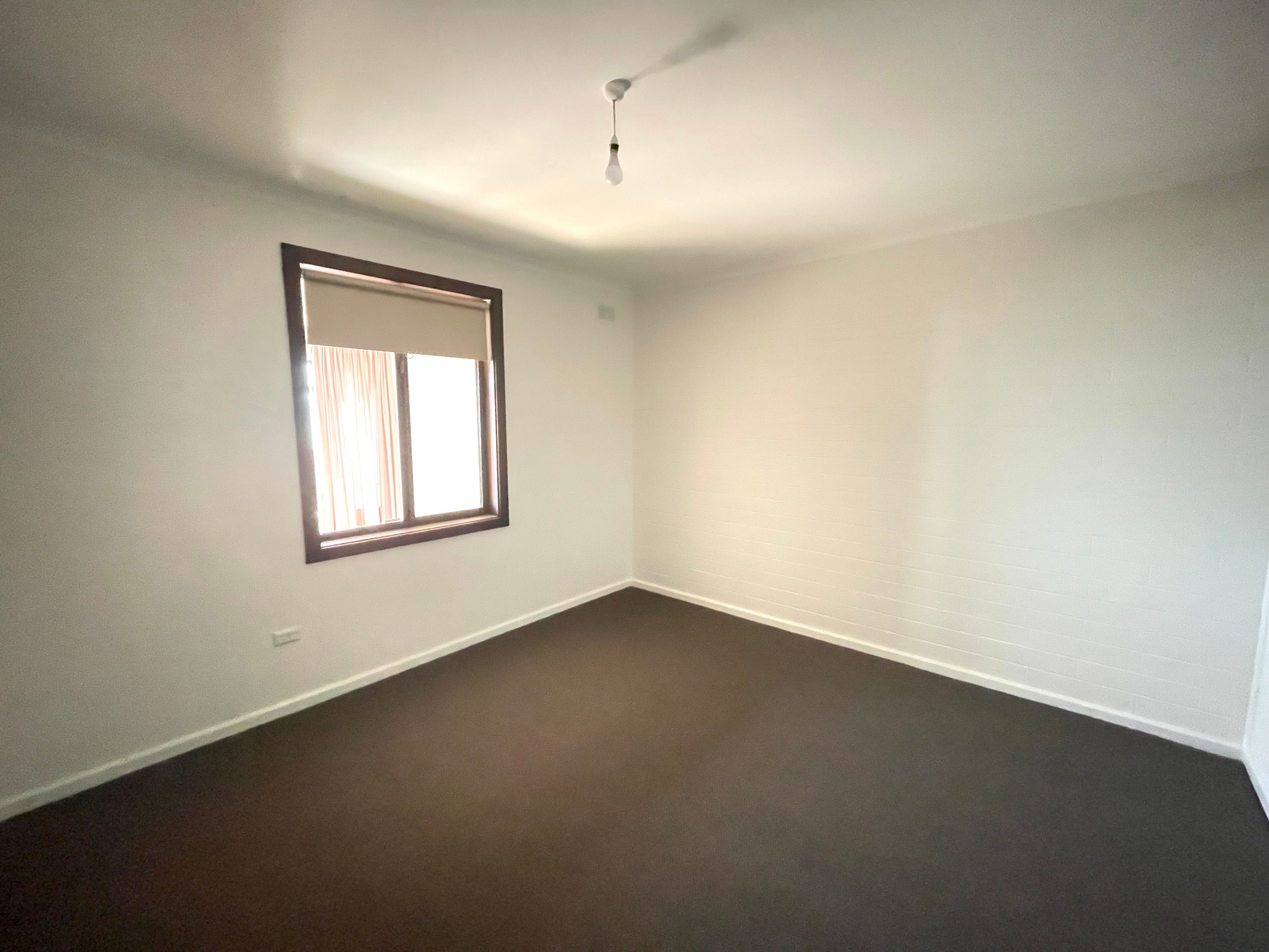 11 Benier, Whyalla Norrie, SA 5608 - DuplexSemi-detached for Rent - Ray ...