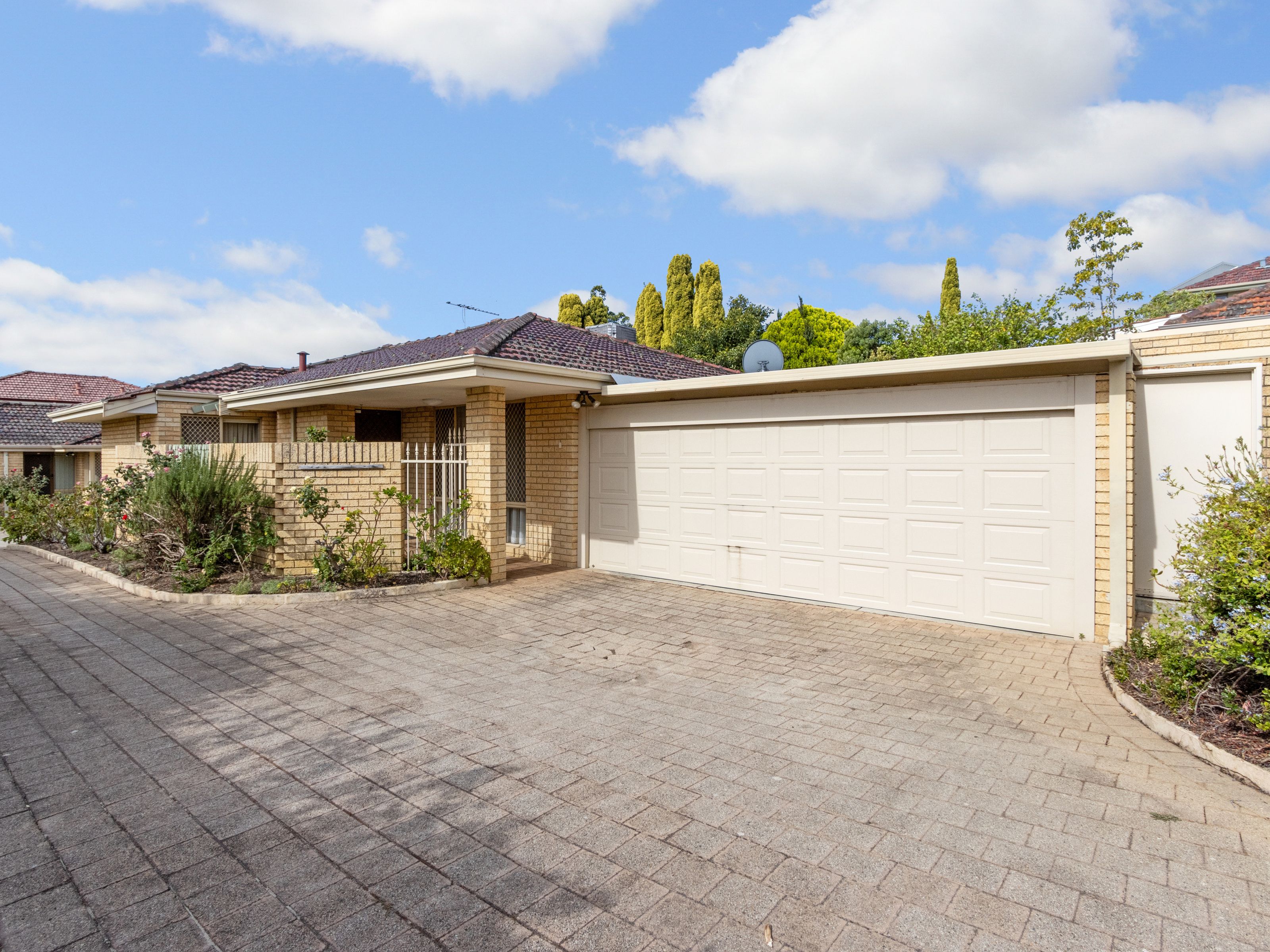 2/40 Eric Street, Como, WA 6152 - Sold House - Ray White South Perth