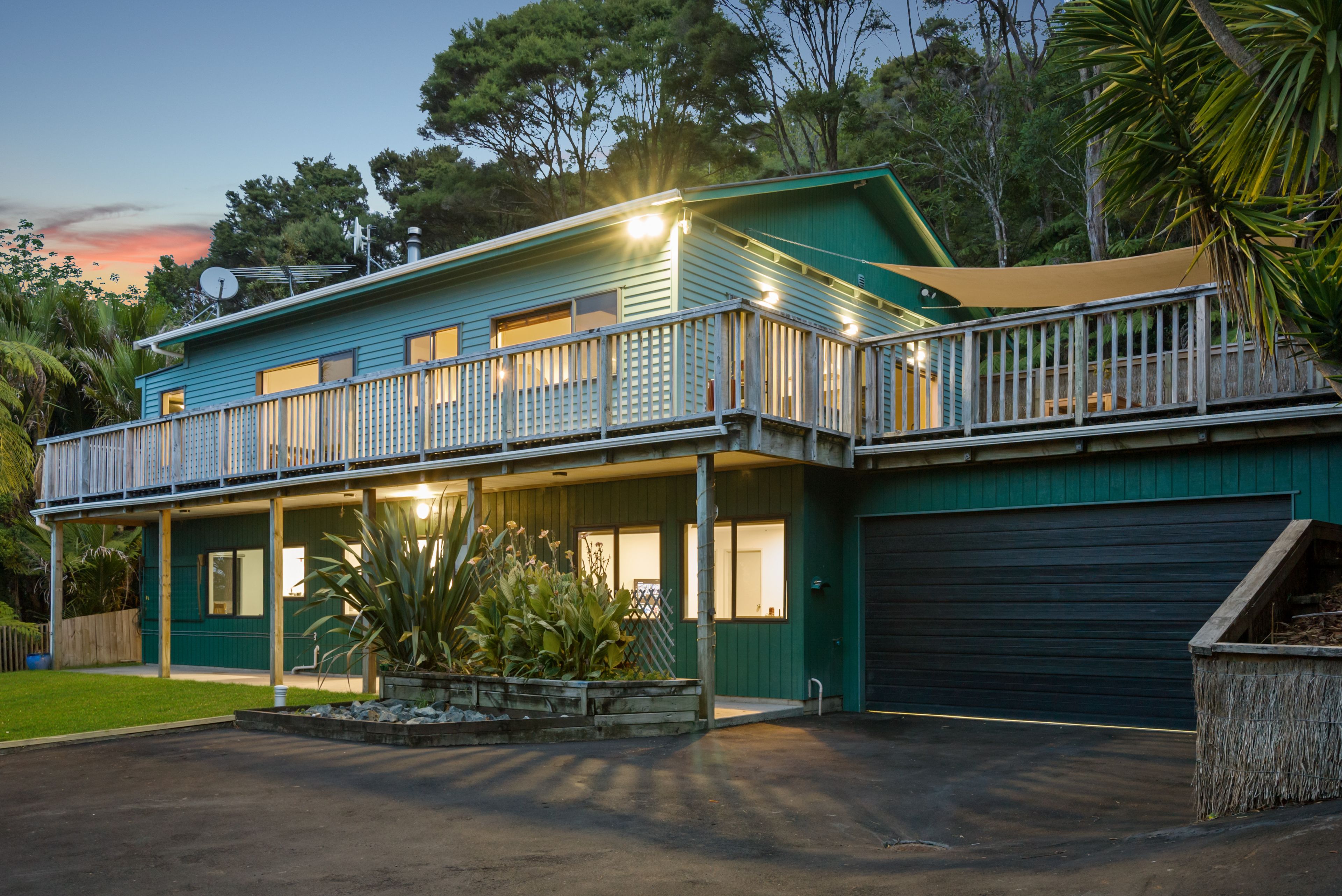 30 Welsh Hills Road, Swanson, Waitakere City 0612 - Sold House - Ray ...